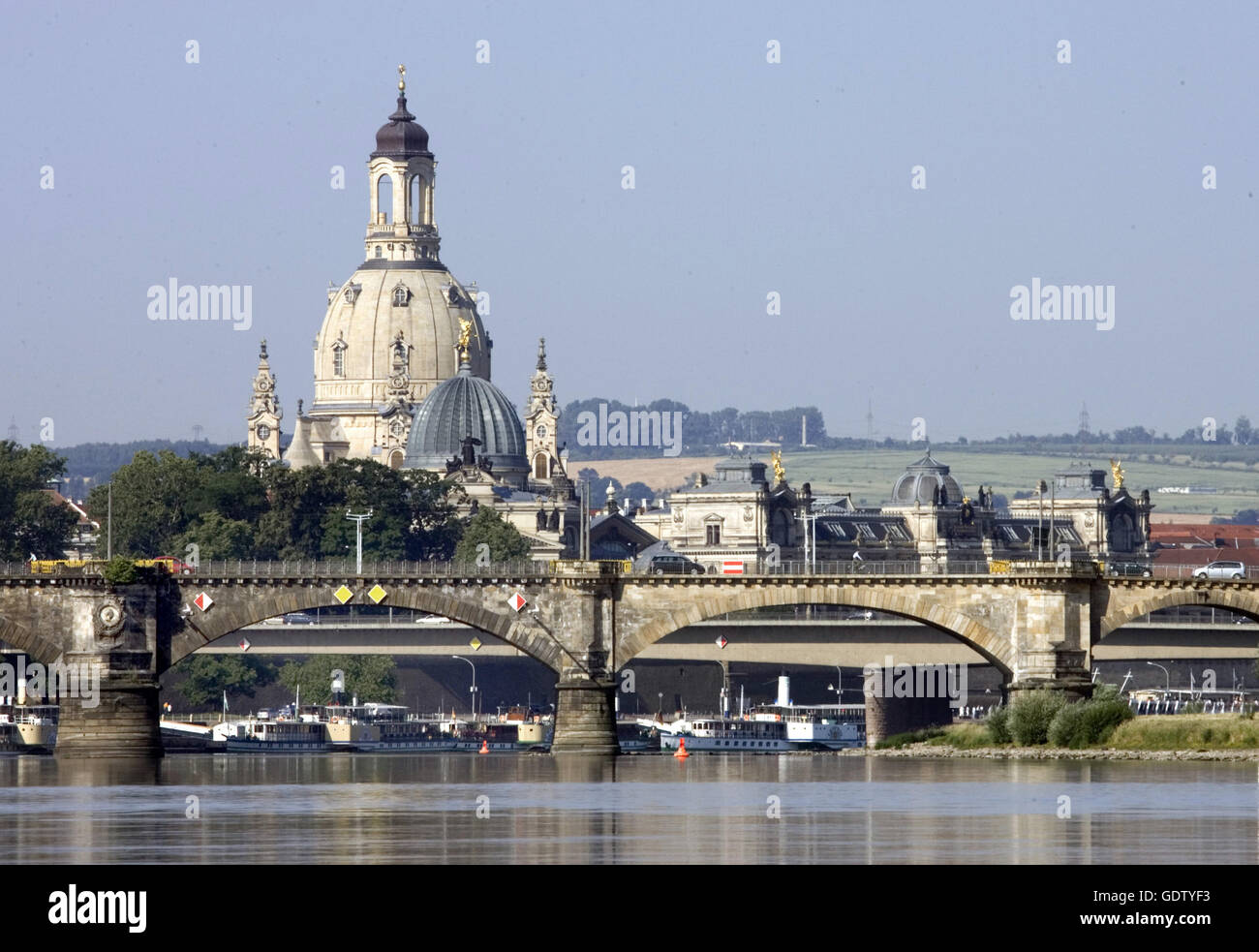 View destroyed dresden -Fotos und -Bildmaterial in hoher Auflösung – Alamy