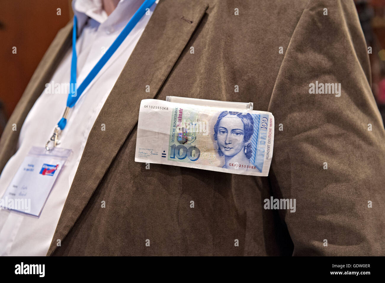 Dm 100 rechnung Stockfotos und -bilder Kaufen - Alamy