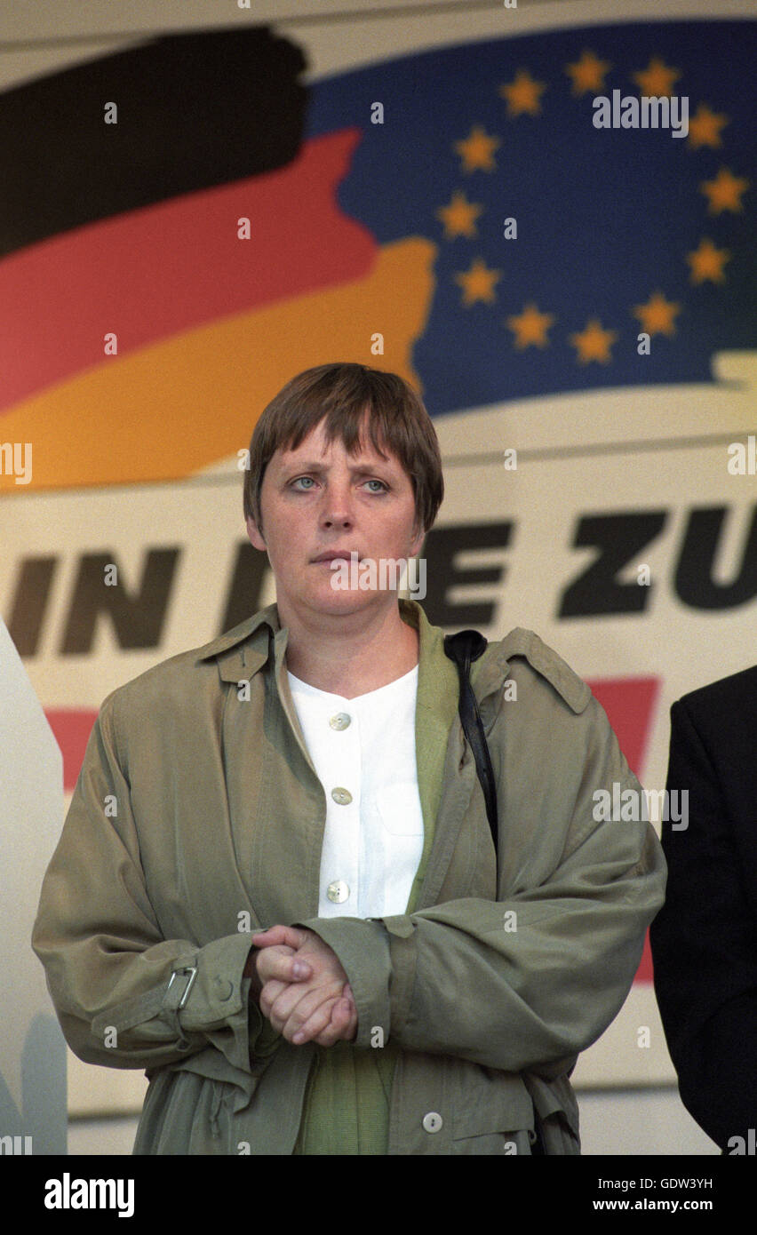 Angela merkel jugend -Fotos und -Bildmaterial in hoher Auflösung – Alamy