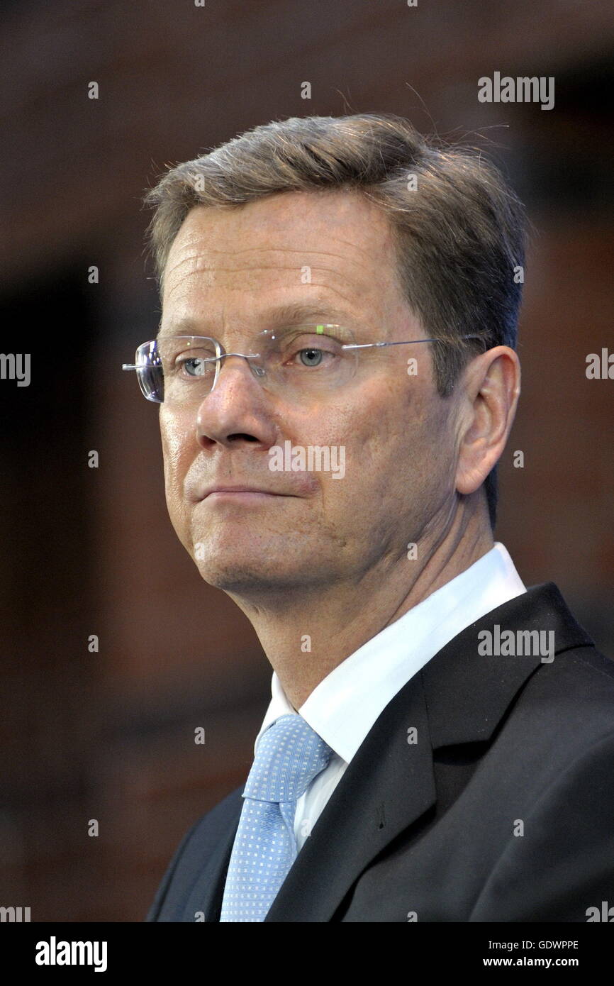 Guido westerwelle -Fotos und -Bildmaterial in hoher Auflösung – Alamy