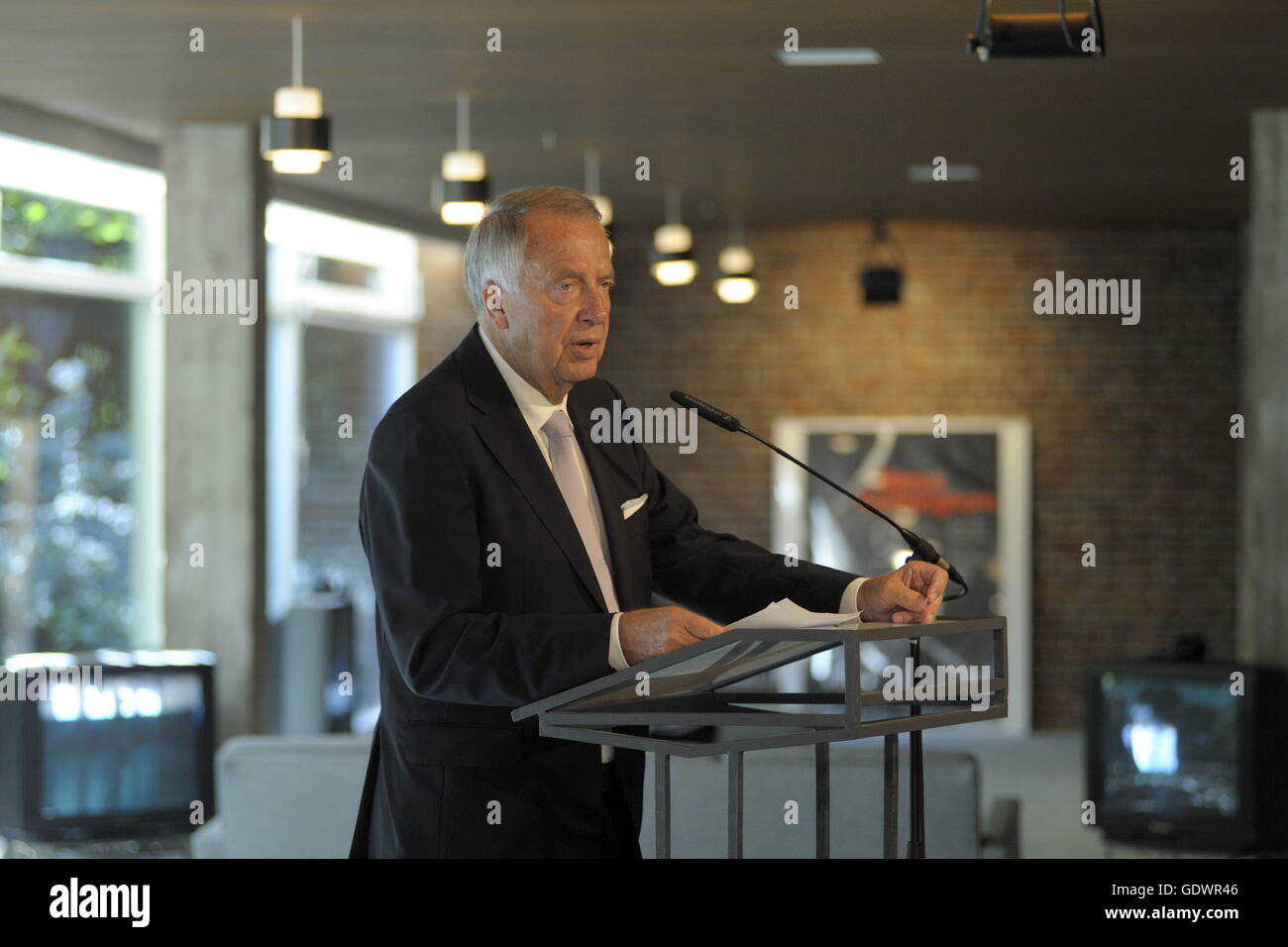 Bernd neumann -Fotos und -Bildmaterial in hoher Auflösung – Alamy