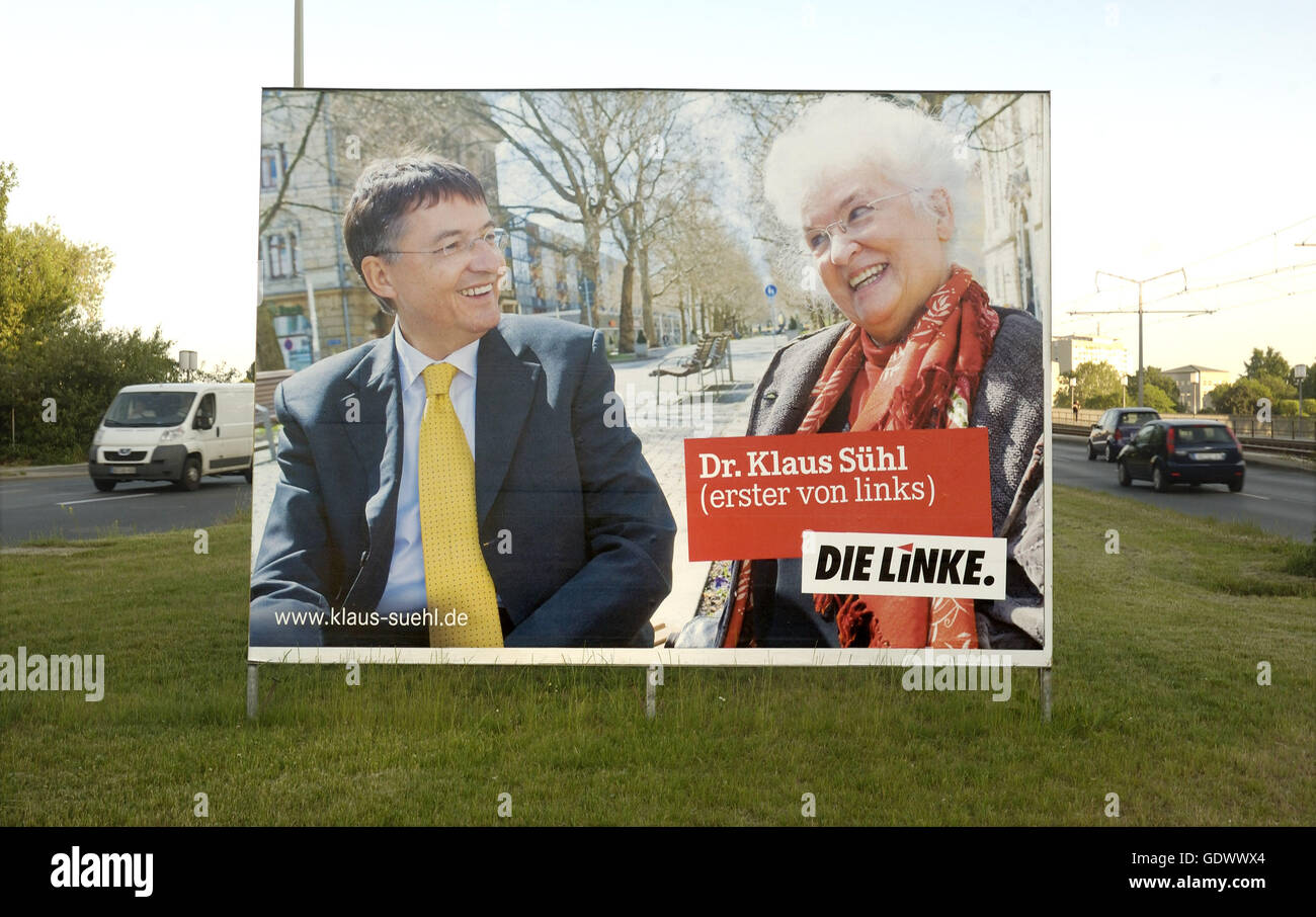 Wahlplakat der linken partei -Fotos und -Bildmaterial in hoher ...