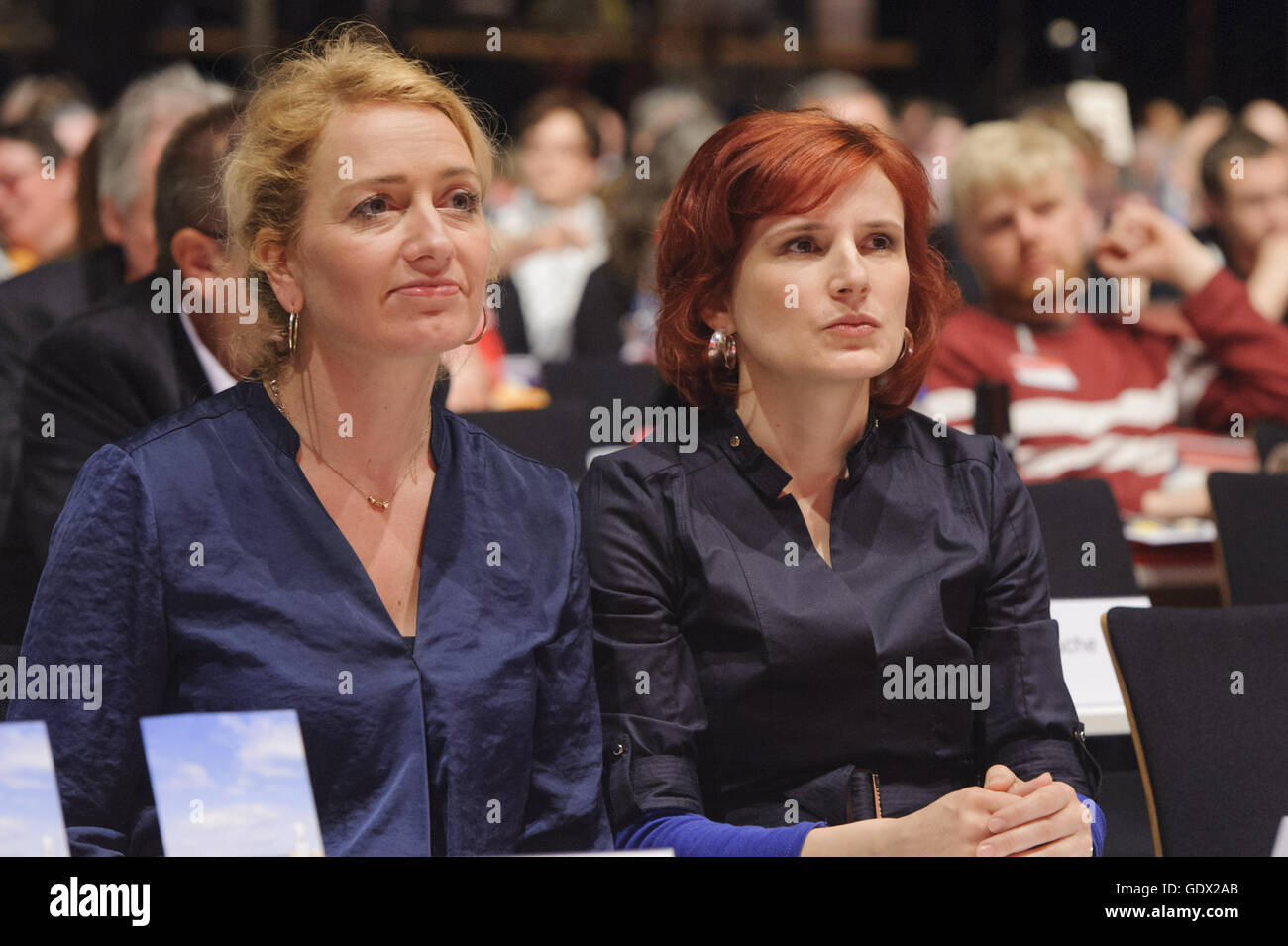 Caren lay katja kipping -Fotos und -Bildmaterial in hoher Auflösung – Alamy
