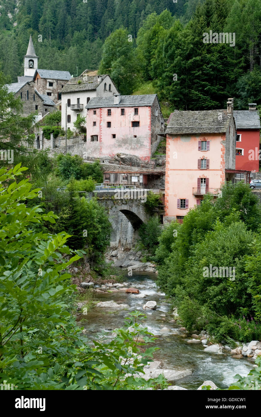 Valle maggia landscapes -Fotos und -Bildmaterial in hoher Auflösung – Alamy