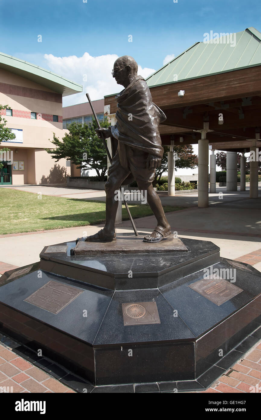 Statue von Gandhi an der Gedenkstätte für Martin Luther King Jr. in ...