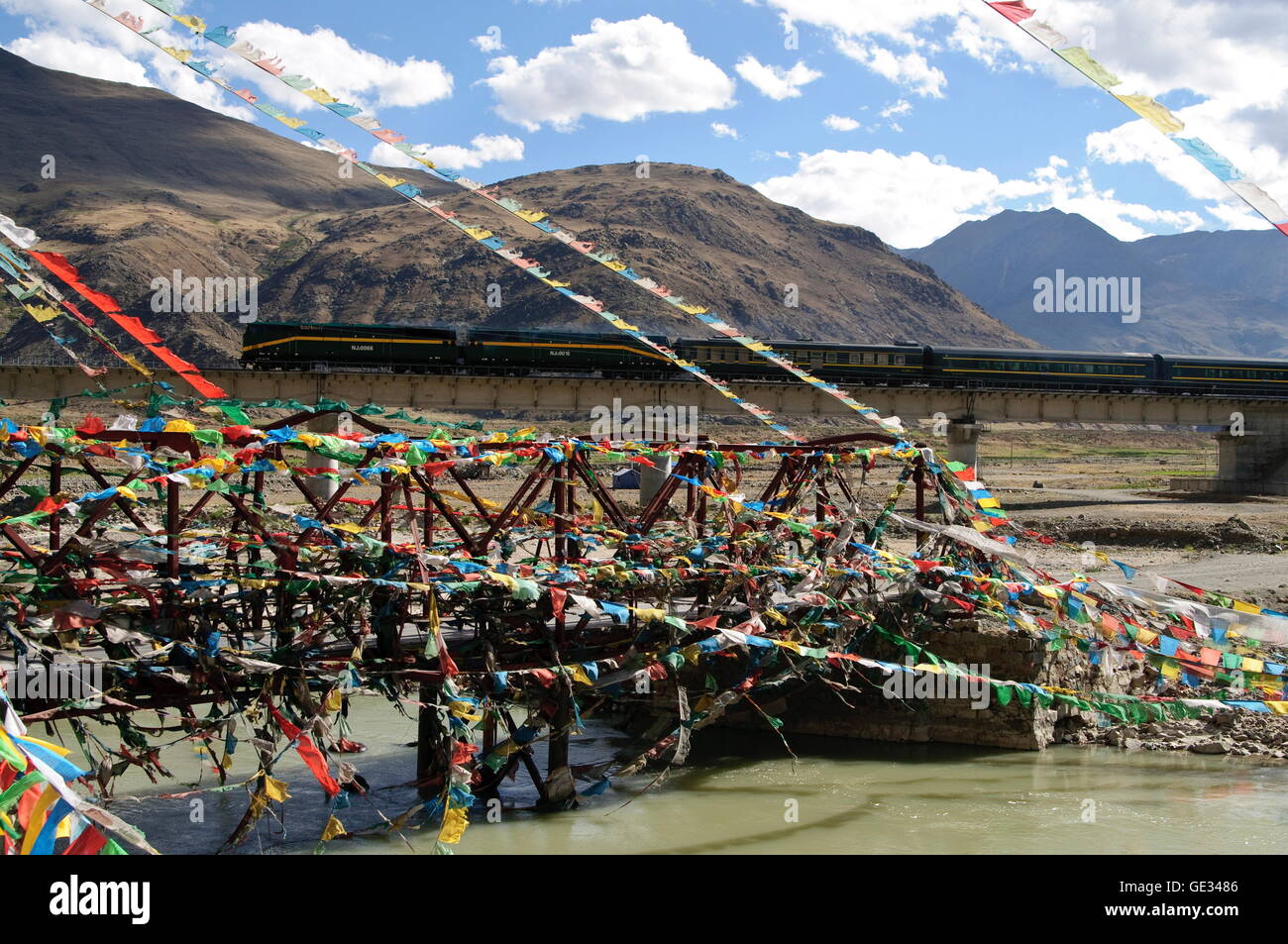 Tibet bahn -Fotos und -Bildmaterial in hoher Auflösung – Alamy