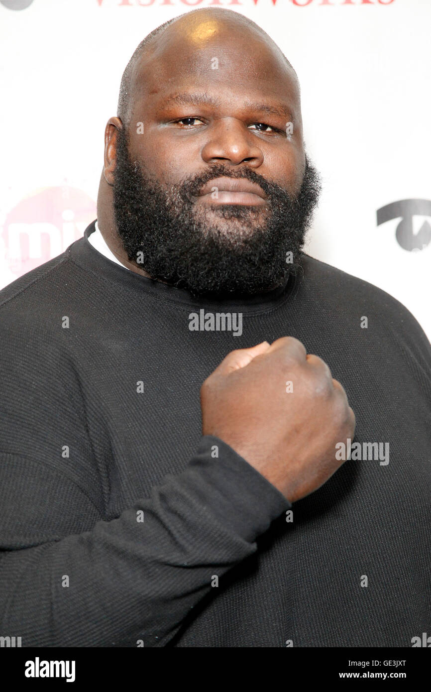 Wwe superstar mark henry -Fotos und -Bildmaterial in hoher Auflösung ...