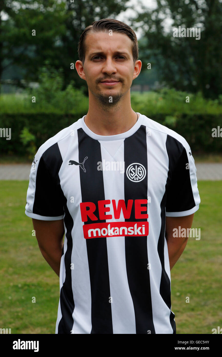 Saison der regionalliga -Fotos und -Bildmaterial in hoher Auflösung – Alamy