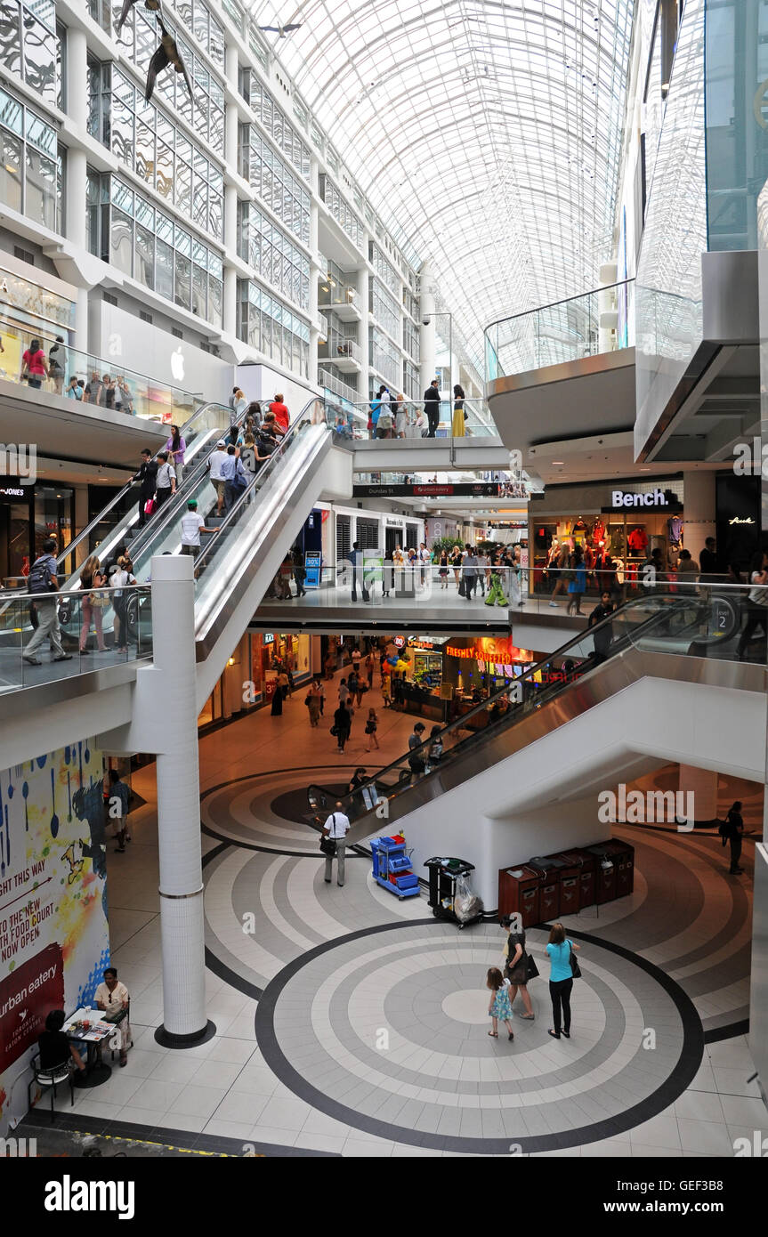 Toronto eaton center interior -Fotos und -Bildmaterial in hoher ...