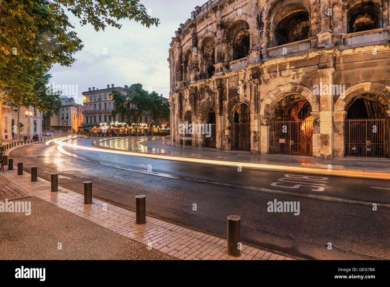 Nimes amphitheater roman -Fotos und -Bildmaterial in hoher Auflösung ...