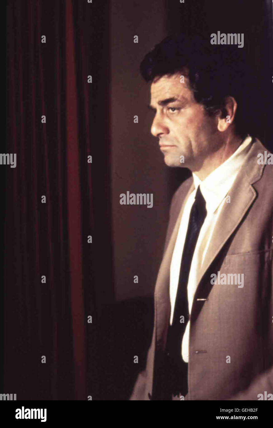 Peter Falk-Columbo (Peter Falk) *** lokalen Caption *** 1977, Columbo ...