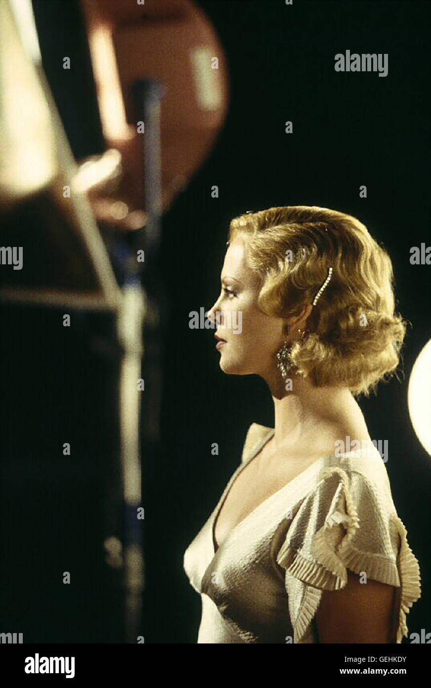 Charlize Theron Adele Invergordon (Charlize Theron) *** lokalen Caption *** 2000, Legend Of ...