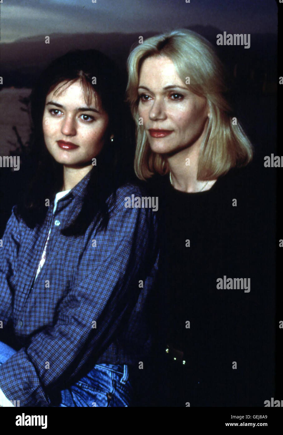Dancia McKellar, Peggy Lipton Annie (Danica McKellar) fühlt Sich von ...