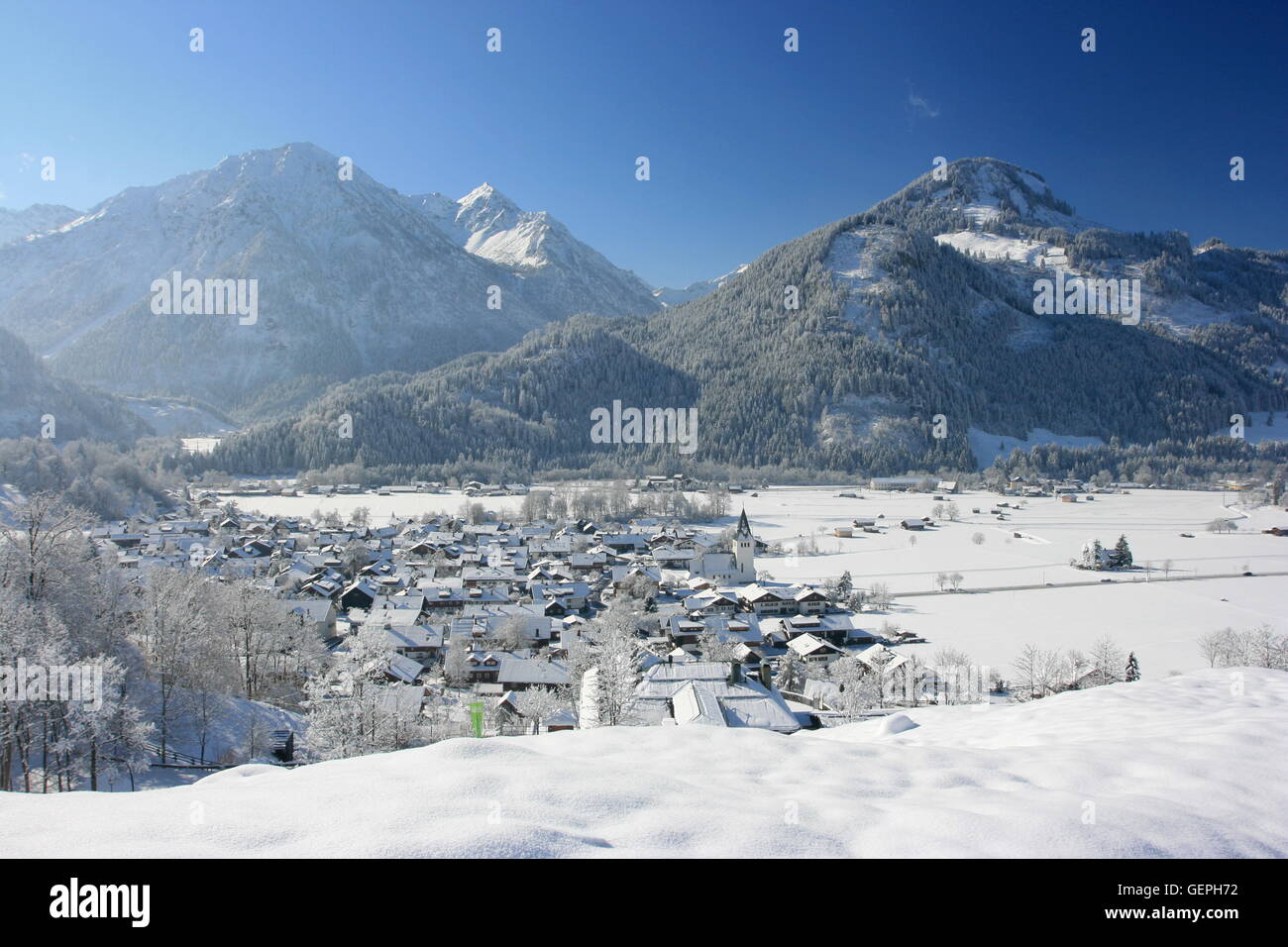 Bad hindelang in winter ostrachtal -Fotos und -Bildmaterial in hoher ...