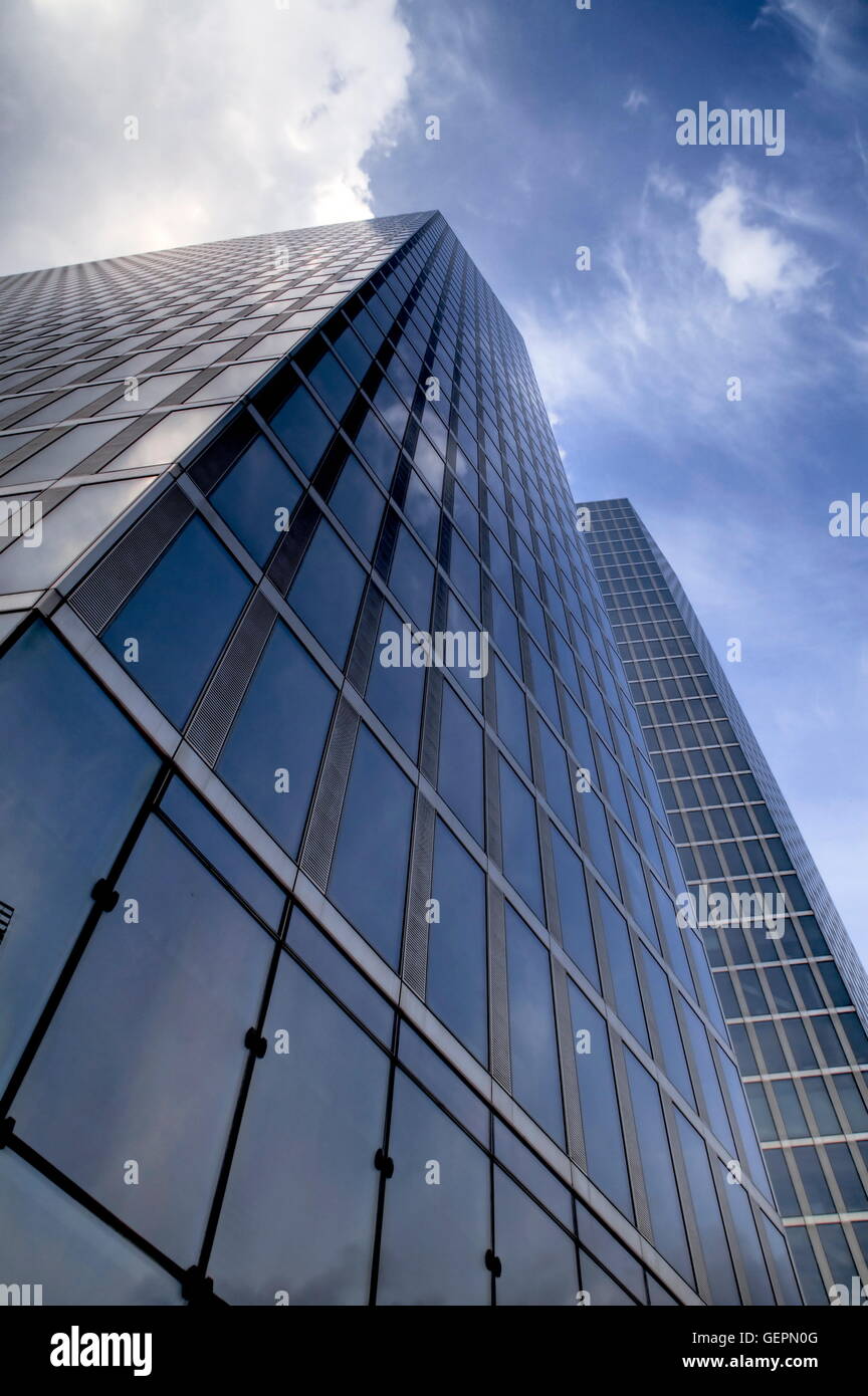 Facade of highlight towers -Fotos und -Bildmaterial in hoher Auflösung ...