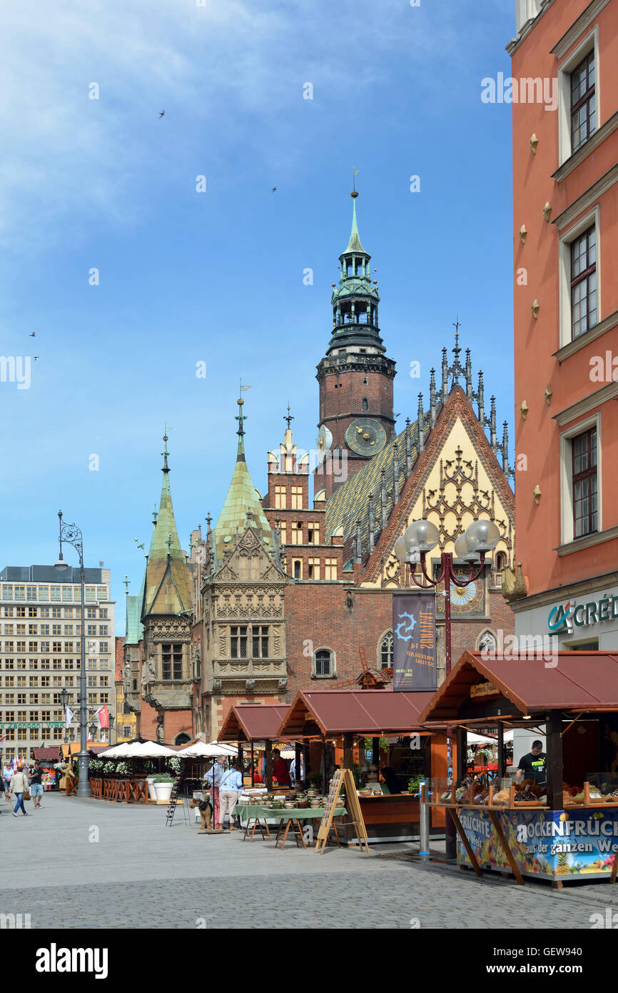 Marktplatz im rathaus -Fotos und -Bildmaterial in hoher Auflösung – Alamy