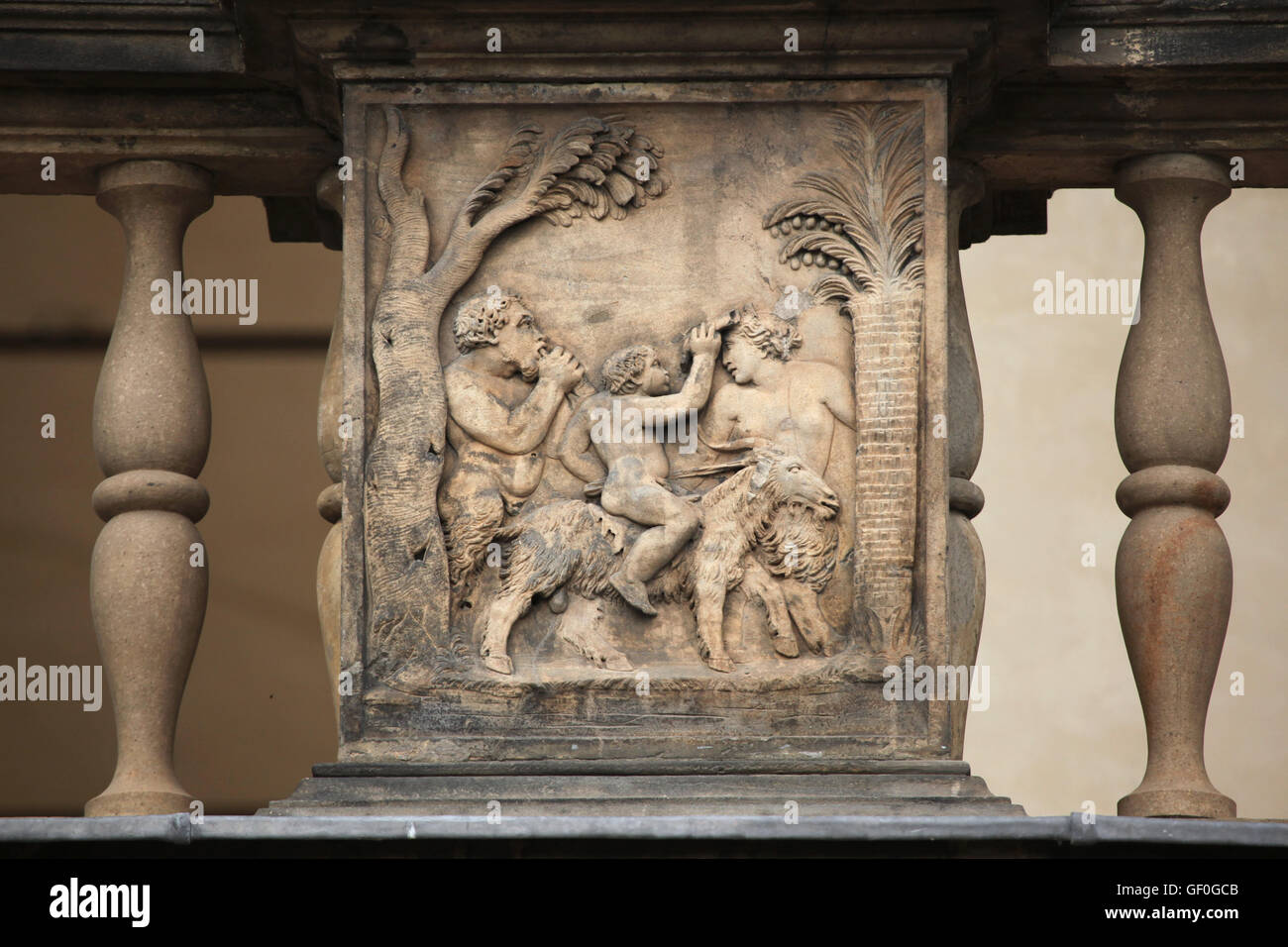 Die bacchae -Fotos und -Bildmaterial in hoher Auflösung – Alamy