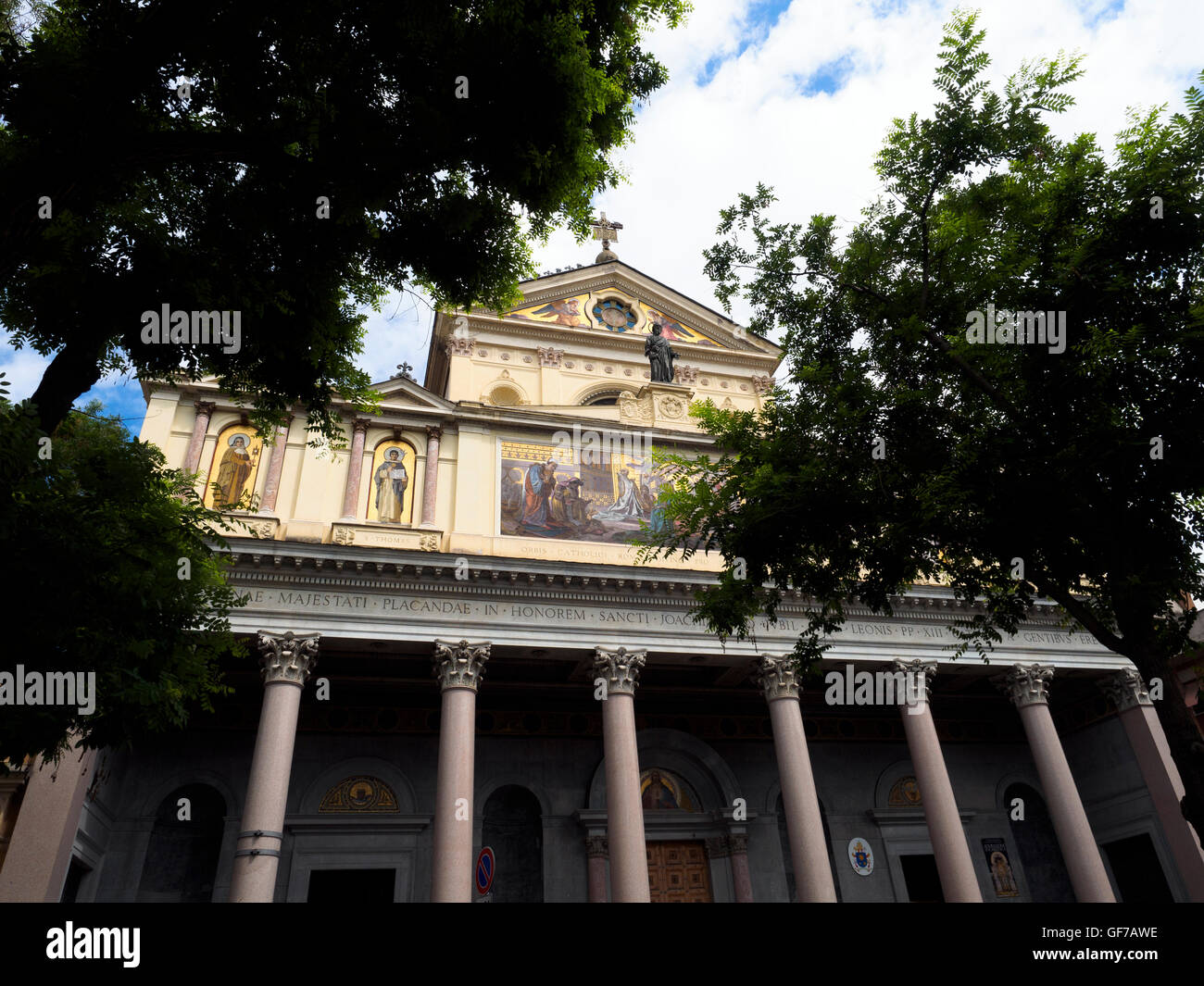 Chiesa di san gioacchino -Fotos und -Bildmaterial in hoher Auflösung ...
