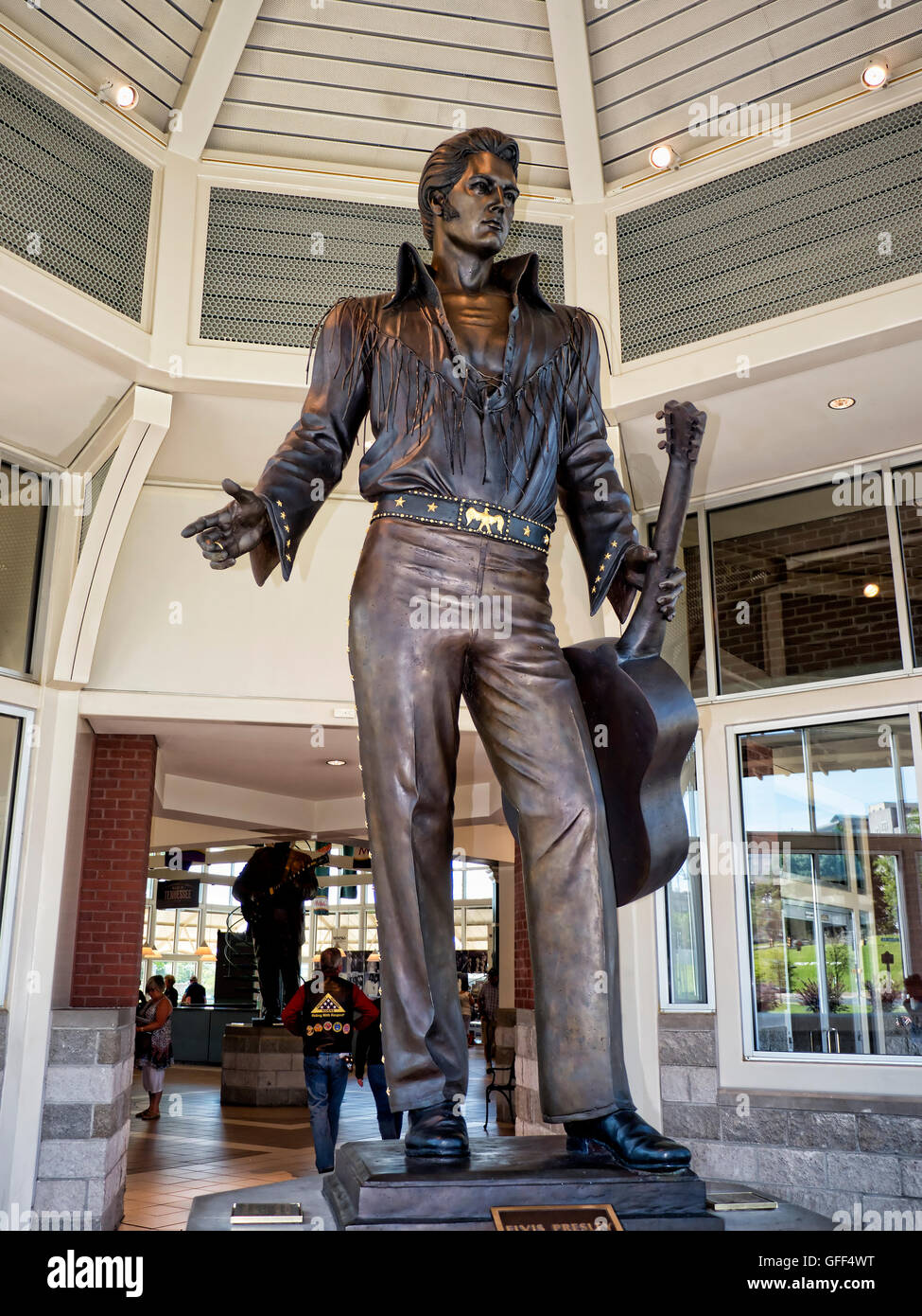 Statue von Elvis Presley im Welcome Center in Memphis USA Tennessee ...