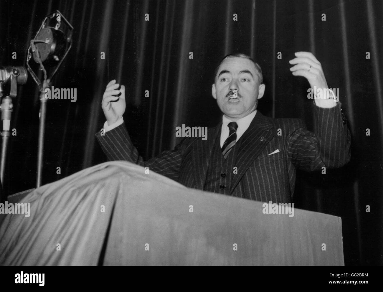 Palais de la mutualite -Fotos und -Bildmaterial in hoher Auflösung – Alamy