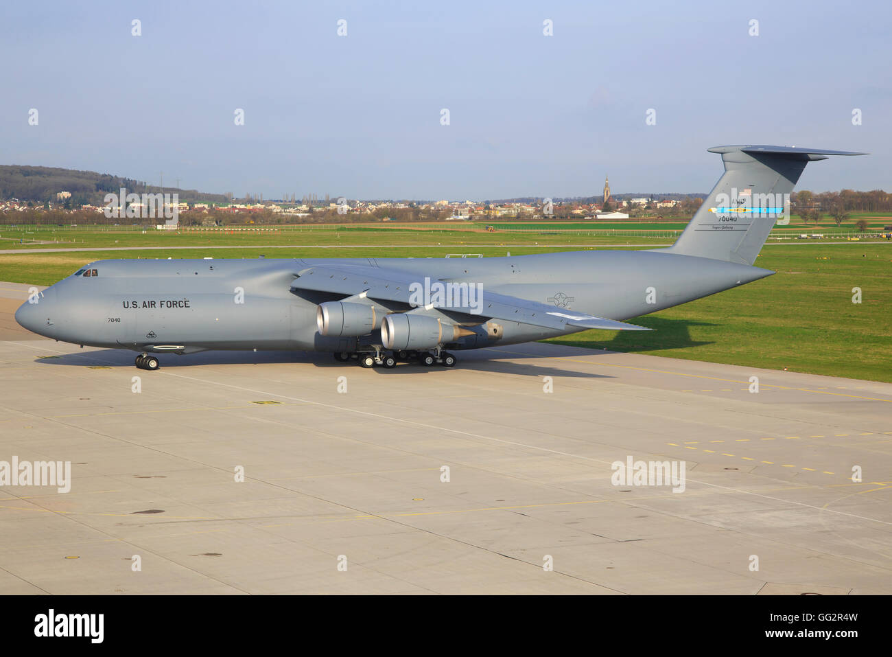 Flugzeug luftwaffe -Fotos und -Bildmaterial in hoher Auflösung – Alamy