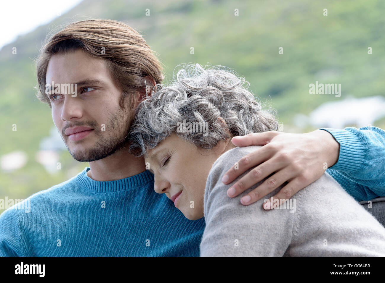 Mutter im freien -Fotos und -Bildmaterial in hoher Auflösung – Alamy