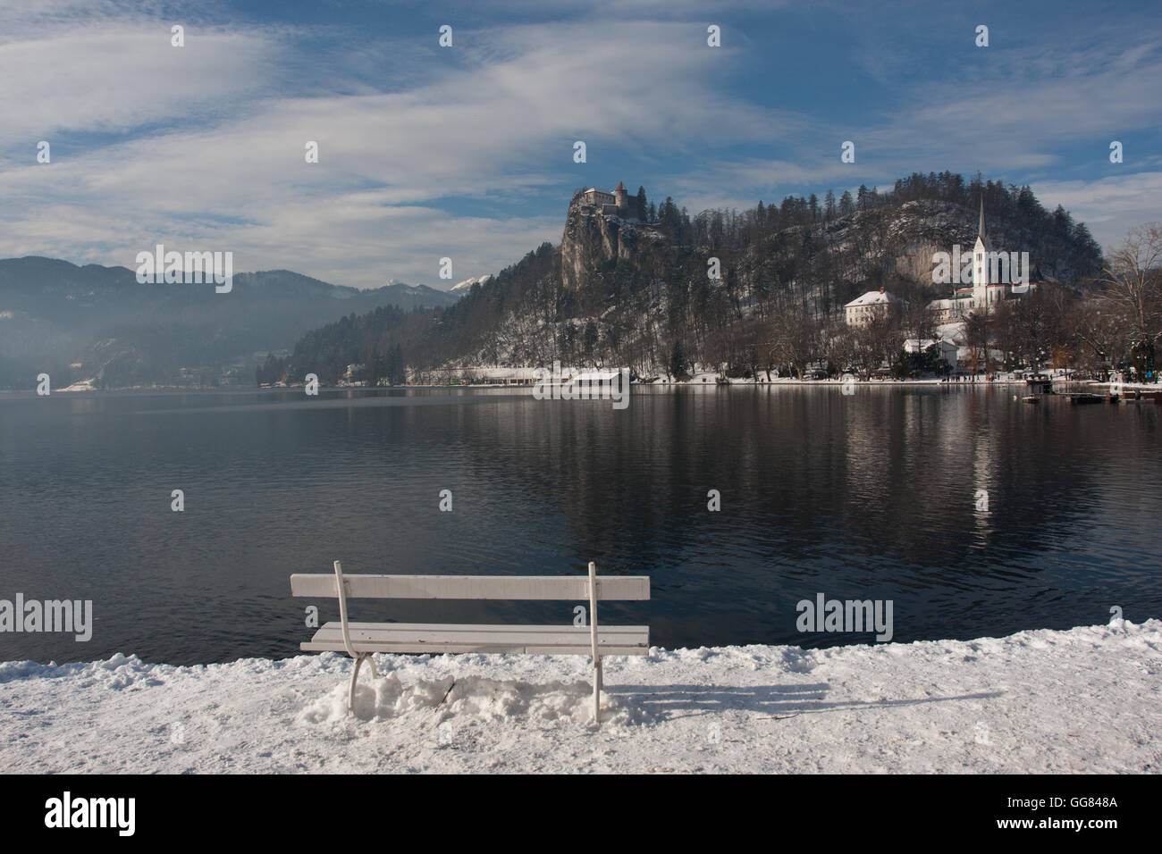 Lake bled winter -Fotos und -Bildmaterial in hoher Auflösung – Alamy