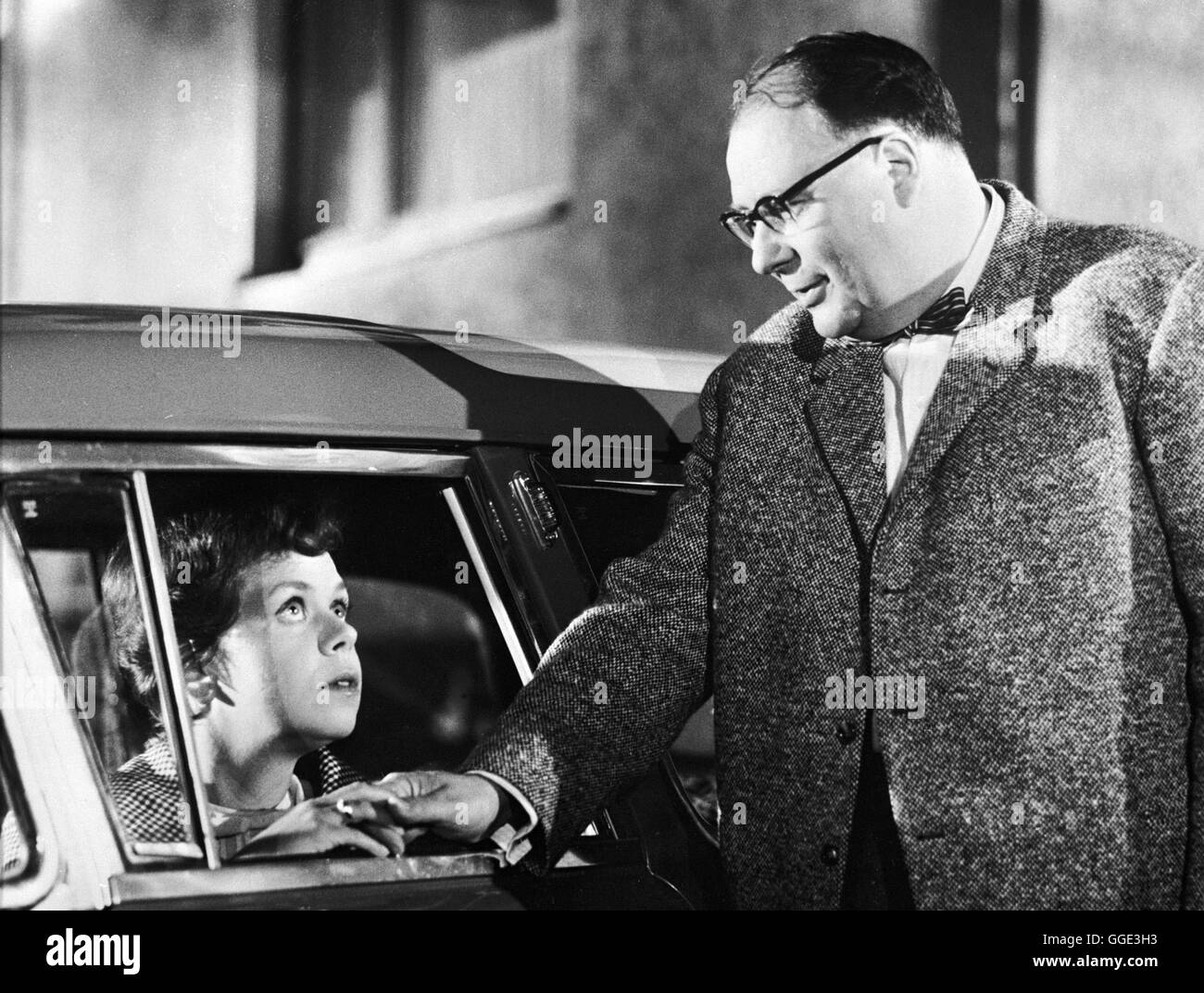 NATÜRLICH sterben SONNTAGSGLOCKEN / Deutschland 1959 / Erich Engels ...