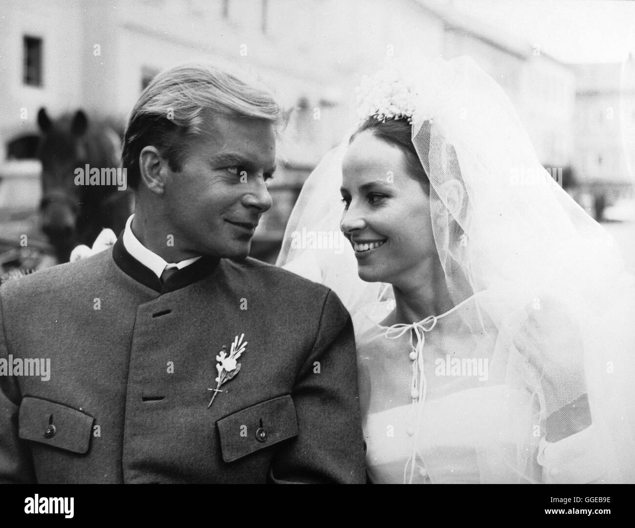 DAS MÄDEL AUS DEM BÖHMERWALD / BRD 1964 / August Rieger Szene Mit ...