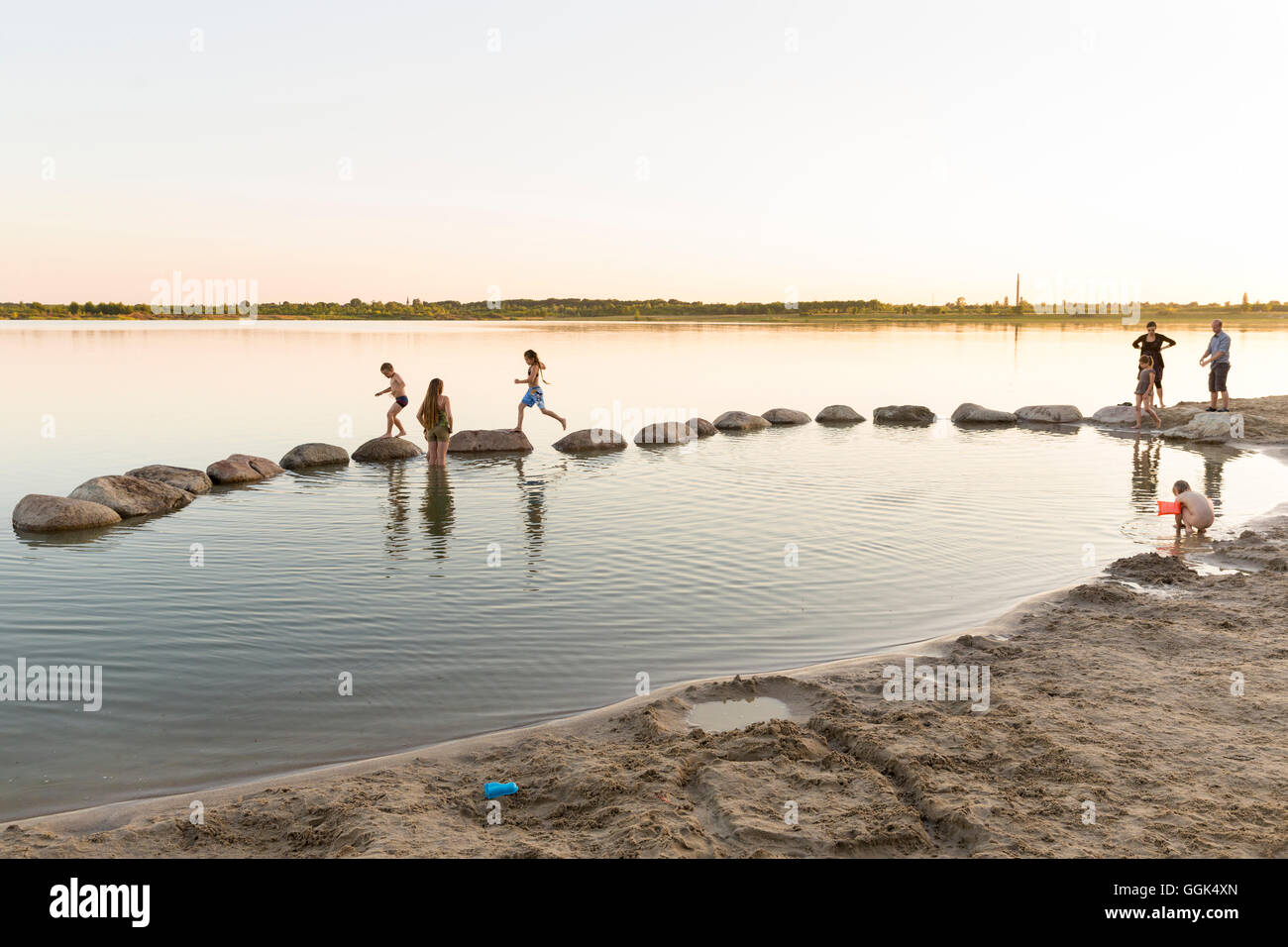 Strandbad baden -Fotos und -Bildmaterial in hoher Auflösung – Alamy