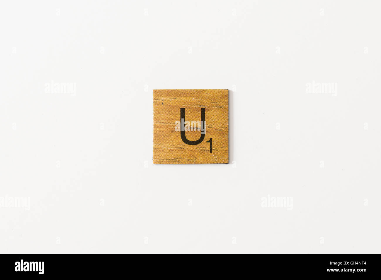 Scrabble letter u -Fotos und -Bildmaterial in hoher Auflösung – Alamy