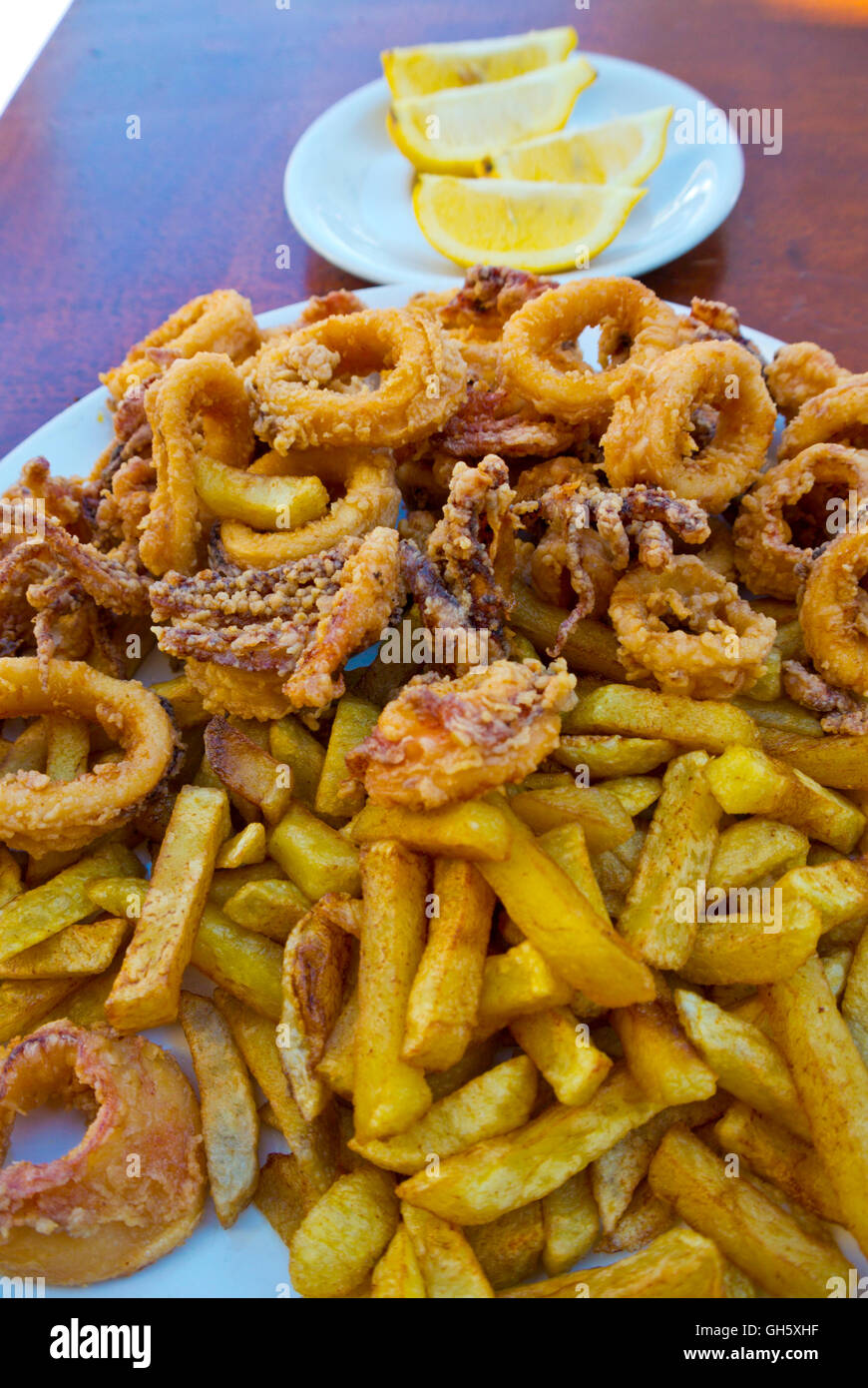 Gemischte gegrillte Meeresfrüchte-Platte, Buffet Fife, Split, Dalmatien ...