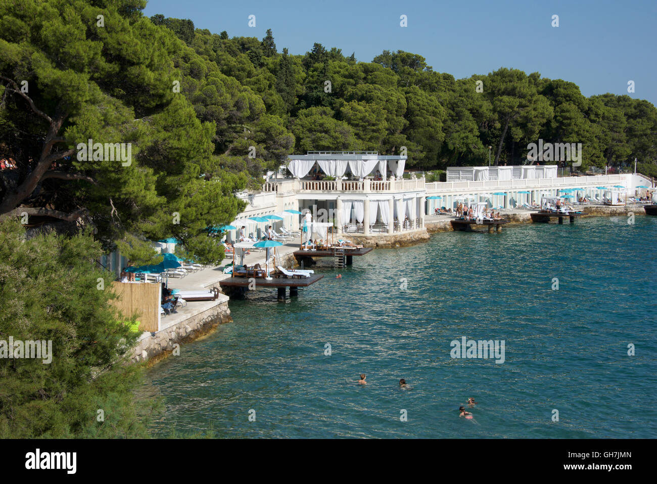 Strandclub hvar -Fotos und -Bildmaterial in hoher Auflösung – Alamy