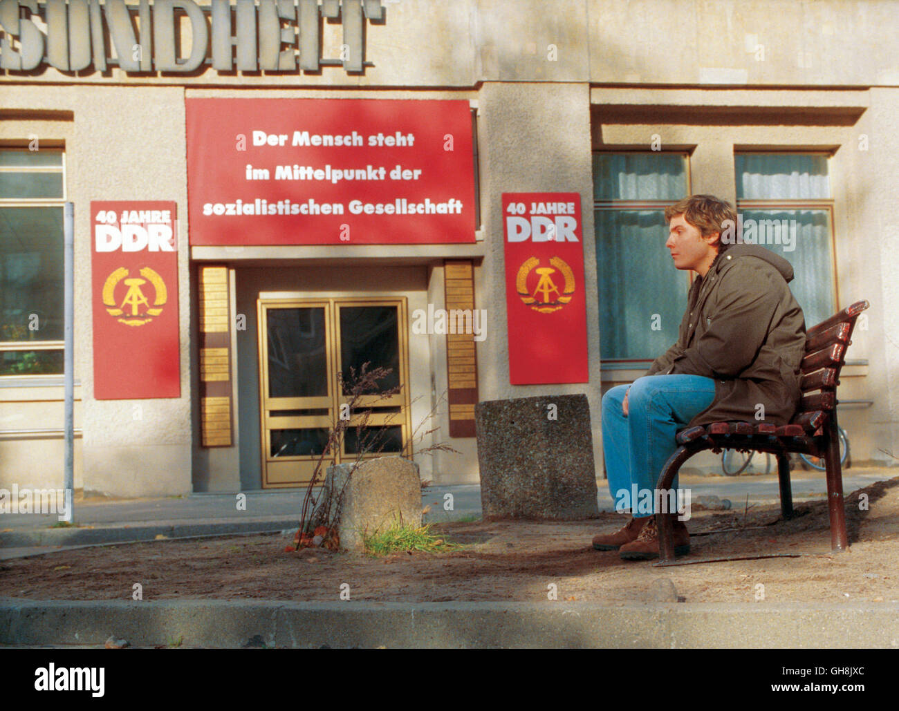 GOOD BYE, LENIN! / 79 qm DDR D 2002 / Wolfgang Becker Alex (DANIEL ...