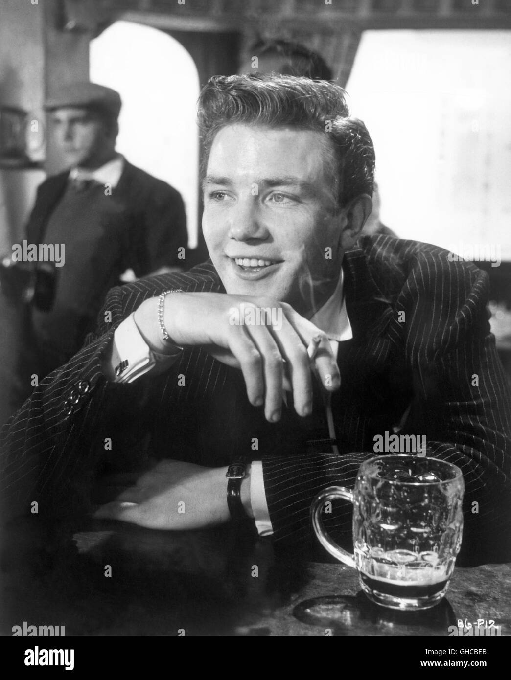 Karel reisz albert finney -Fotos und -Bildmaterial in hoher Auflösung ...
