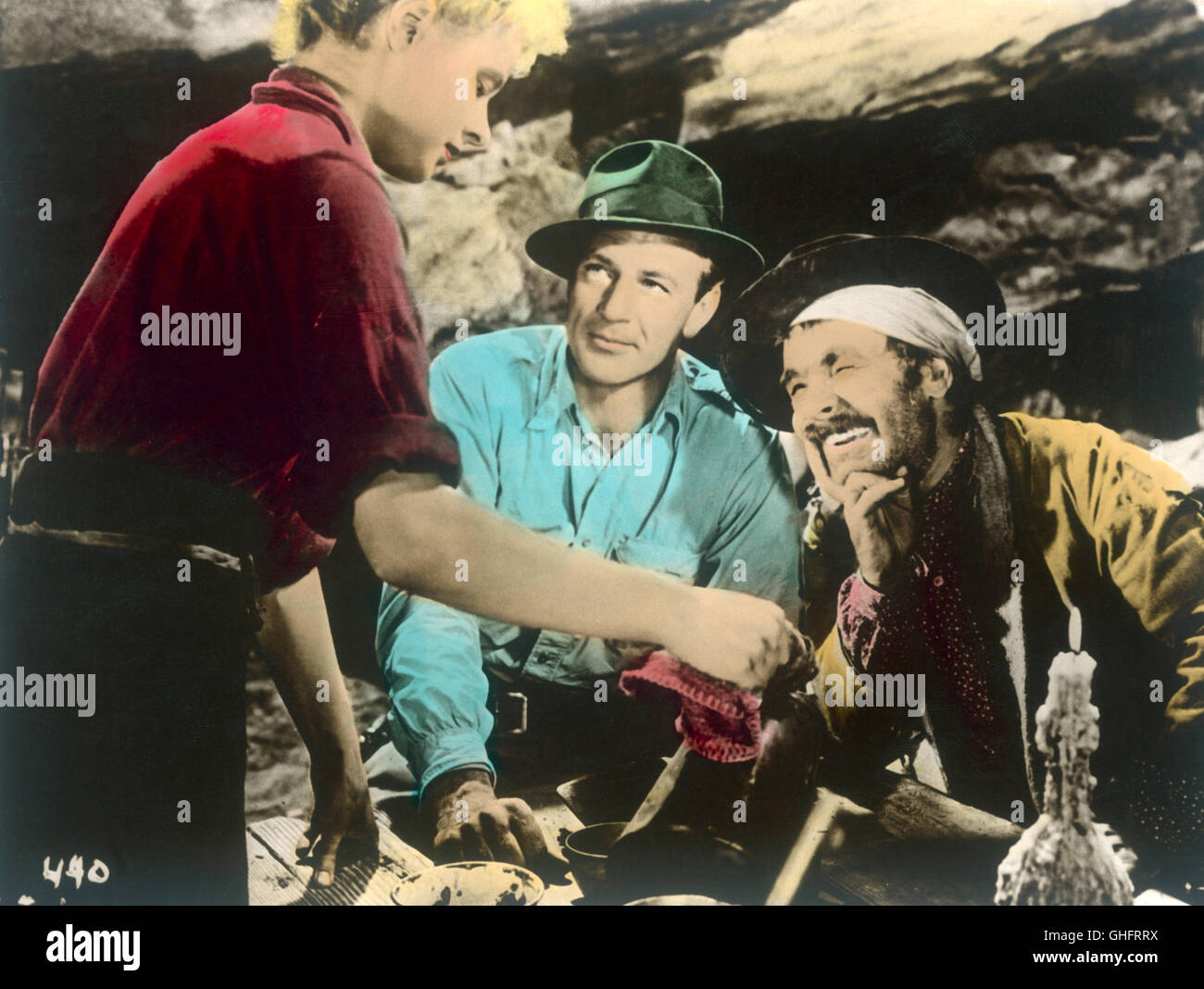 INGRID BERGMAN als Maria, GARY COOPER als Robert Jordan, el Ingles ...