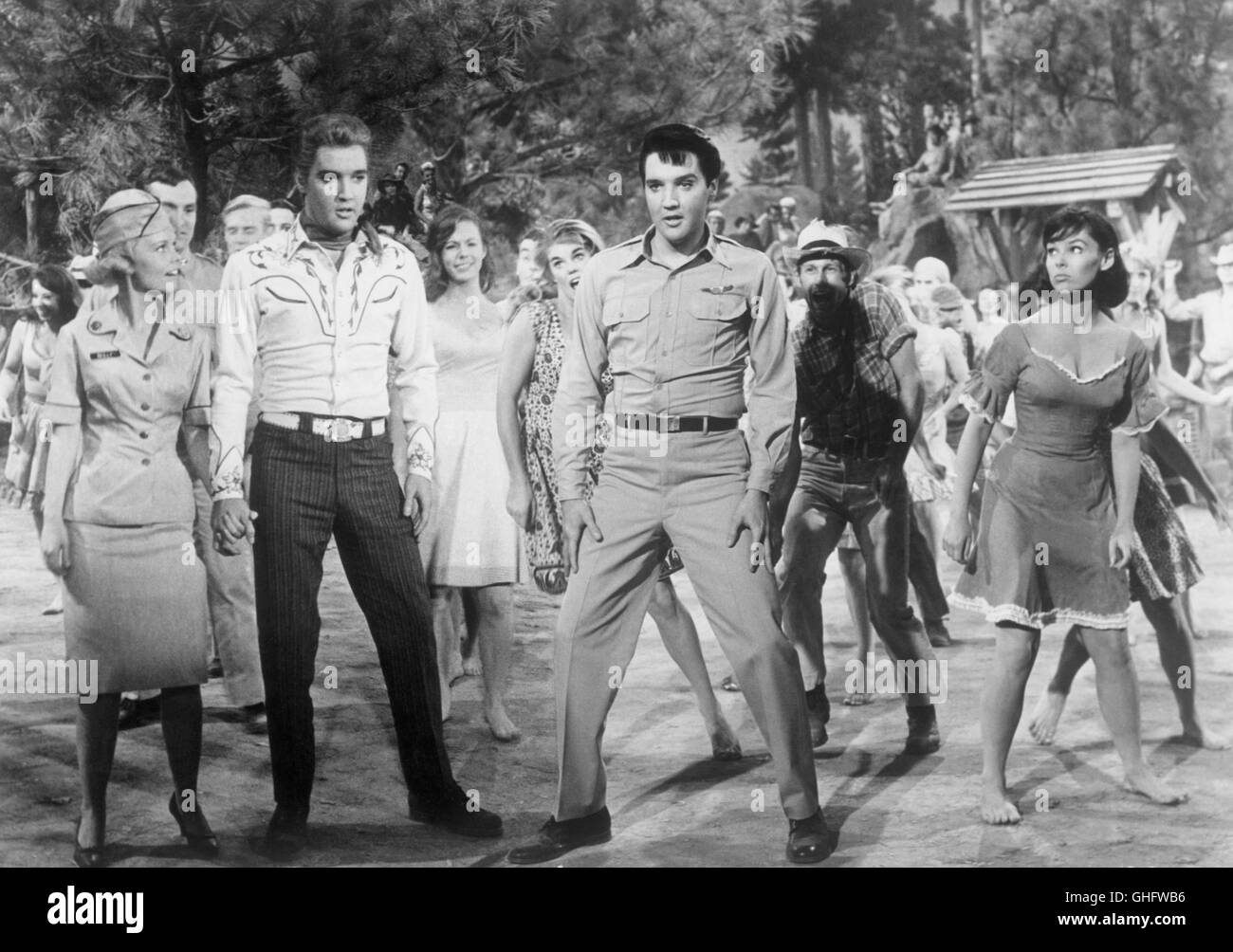 CYNTHIA PEPPER (Midge Riley), ELVIS PRESLEY (Doppelrolle als Josh ...