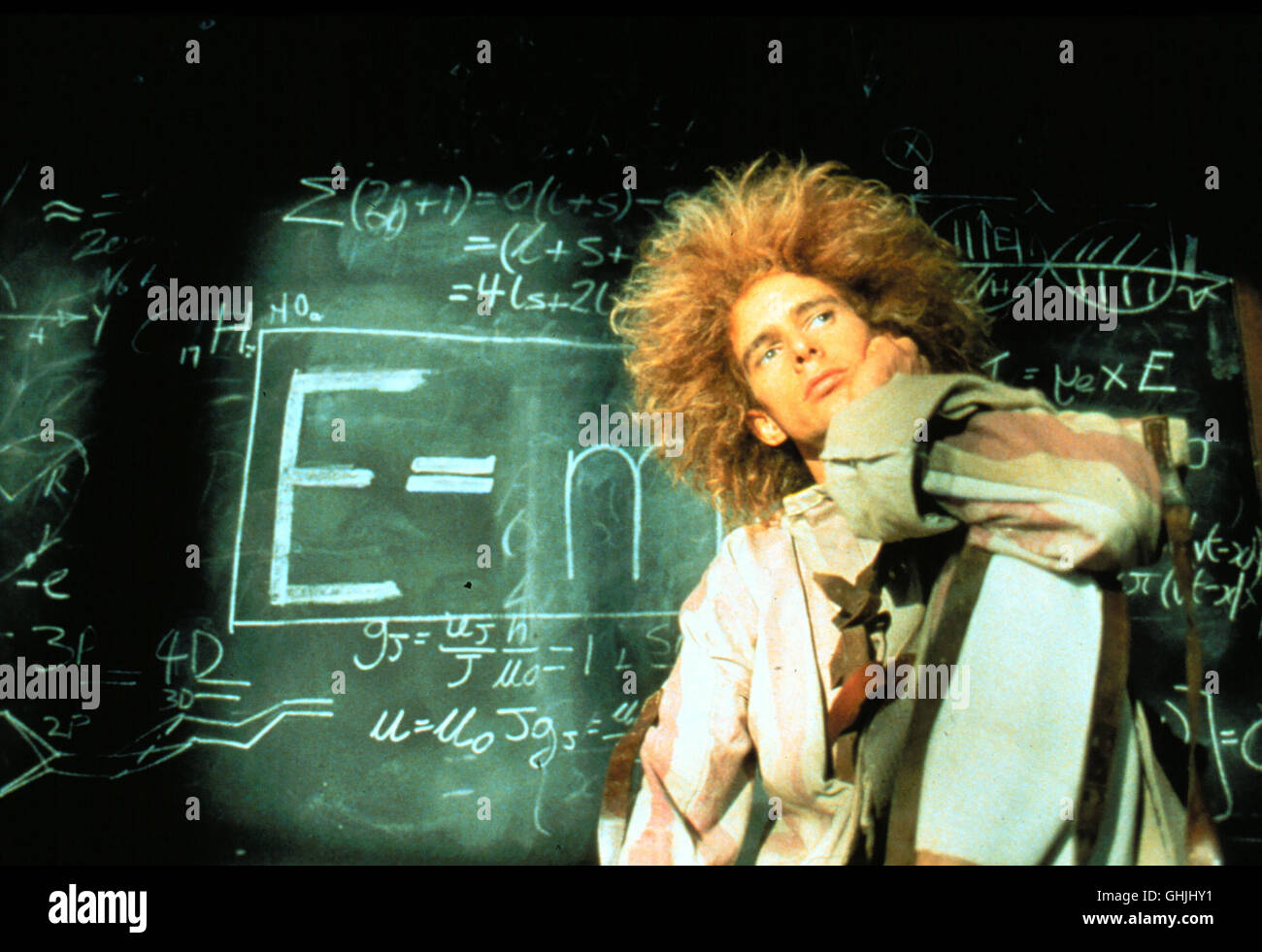 Albert Einstein (YAHOO SERIOUS) Erfindet die Grundlagen der Relativitätstheorie Und Nebenbei ...