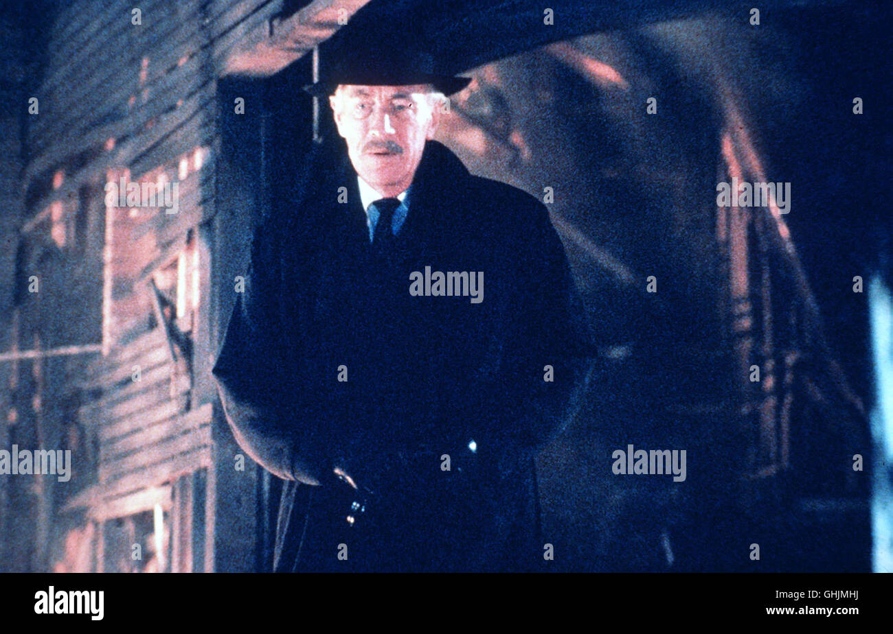 Lelant Gaunt(MAX VON SYDOW) Zieht in Das Verschlafene Castle Rock in ...