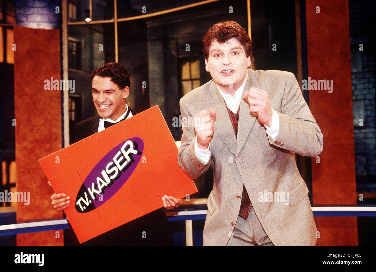 Deutschlands Schrillster Comedy-Talk Mit MARTIN ZUHR Und MICHAEL DIRKS ...