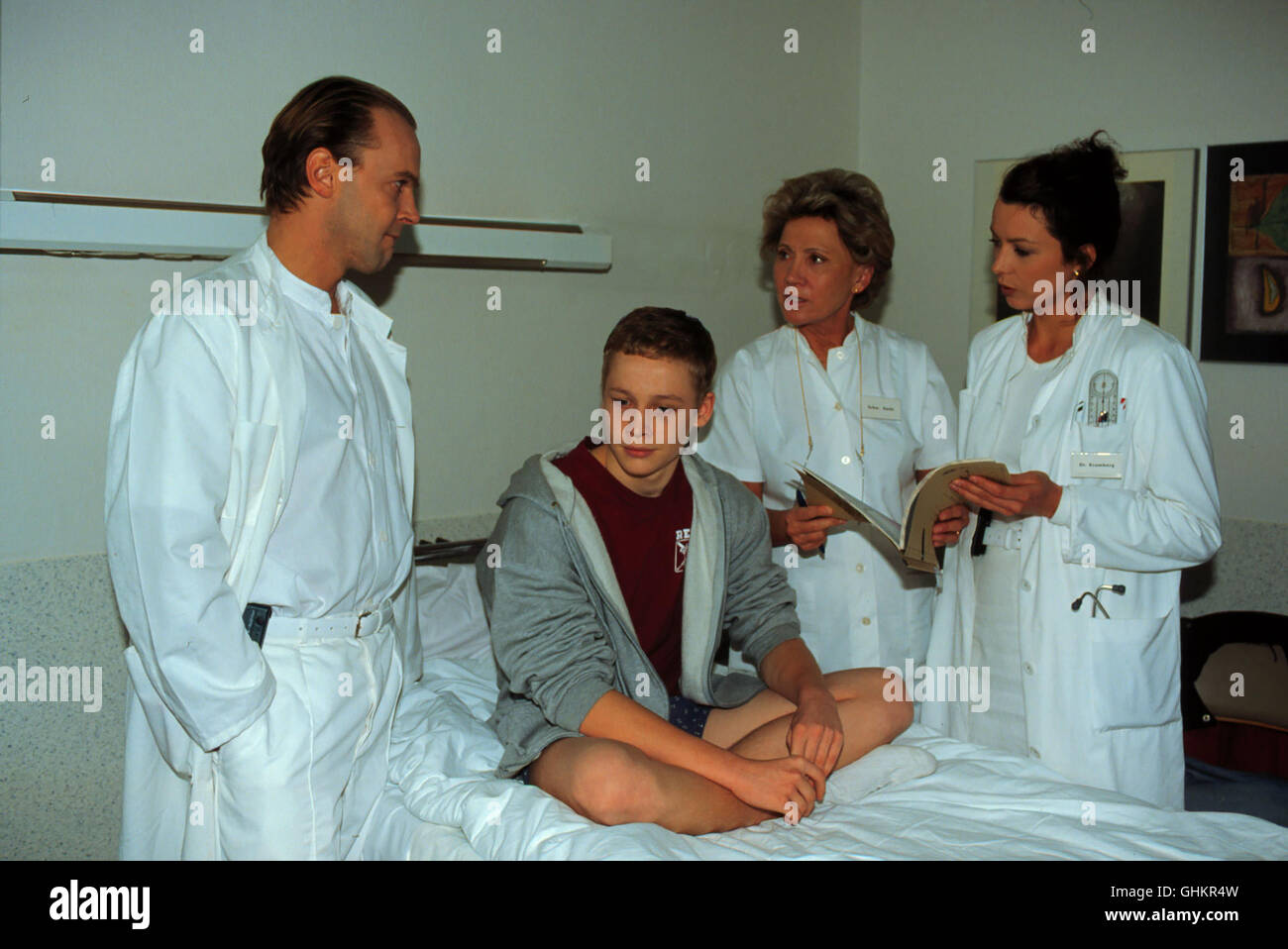 Weitere Probleme Kommen Auf Dr.Vogt Zu, als der Junge Stricher Mike Mit ...