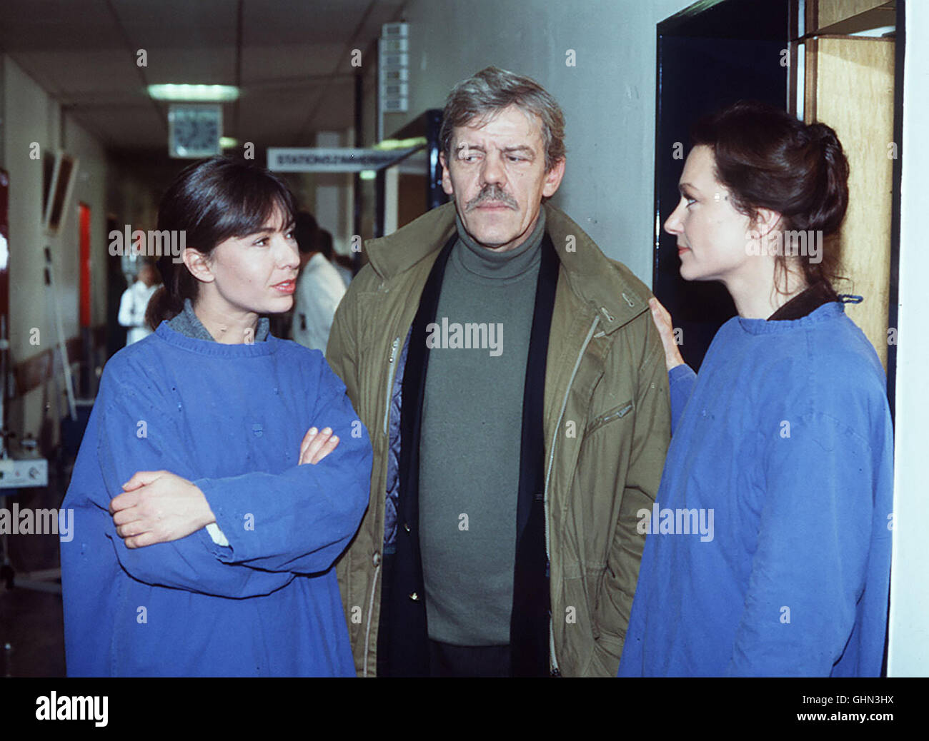 Unsere Hagenbecks Foto Vlnr.: Miriam Hagenbeck (GUILIA FOLLINA ...