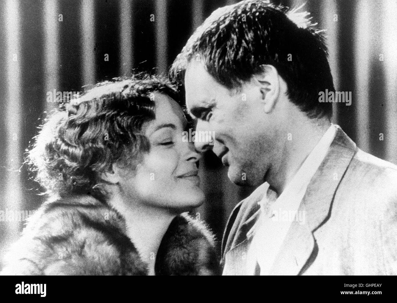 La passante du sans souci -Fotos und -Bildmaterial in hoher Auflösung ...