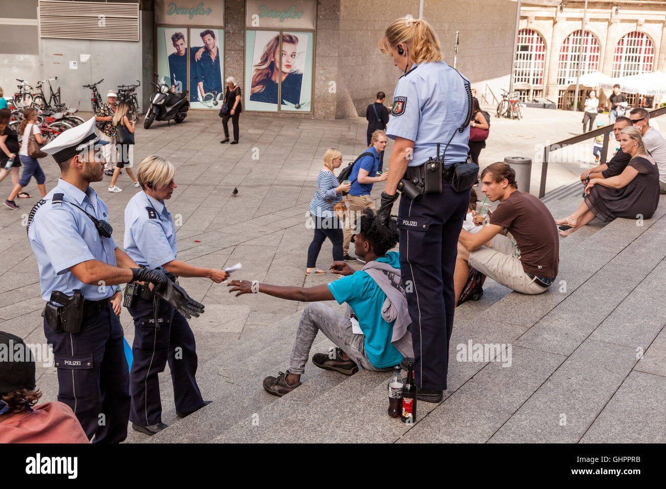 Germany polizei -Fotos und -Bildmaterial in hoher Auflösung – Alamy