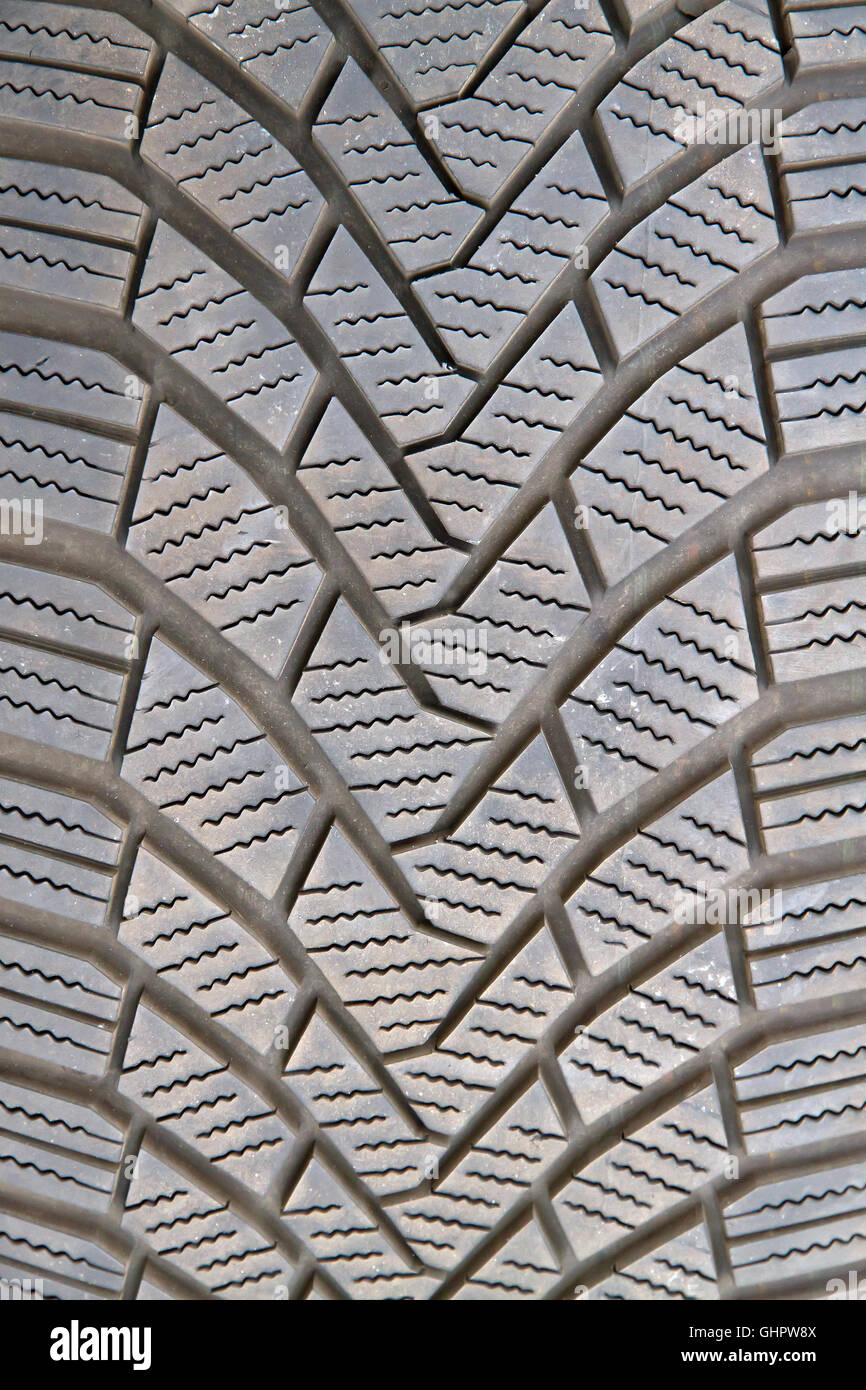 Reifenprofil Nahaufnahme Stockfotos und -bilder Kaufen - Alamy