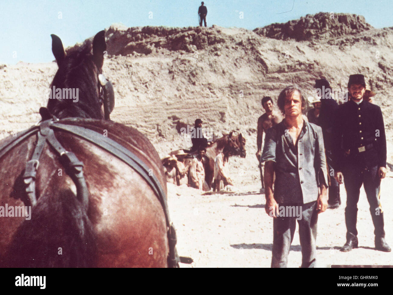 Scene with klaus kinski -Fotos und -Bildmaterial in hoher Auflösung – Alamy