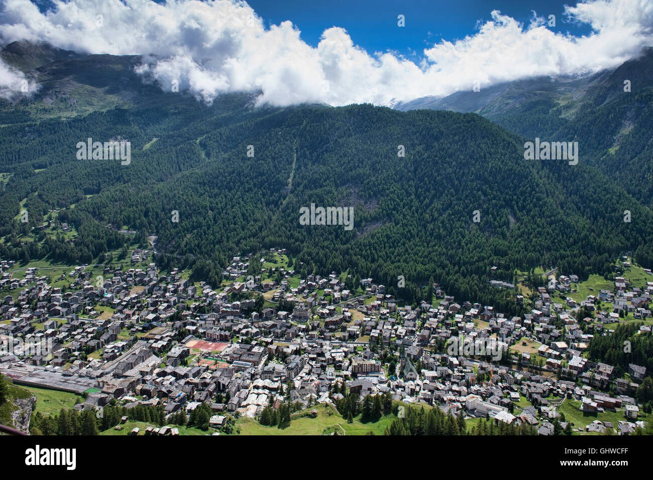 Zermatt stadt -Fotos und -Bildmaterial in hoher Auflösung – Alamy