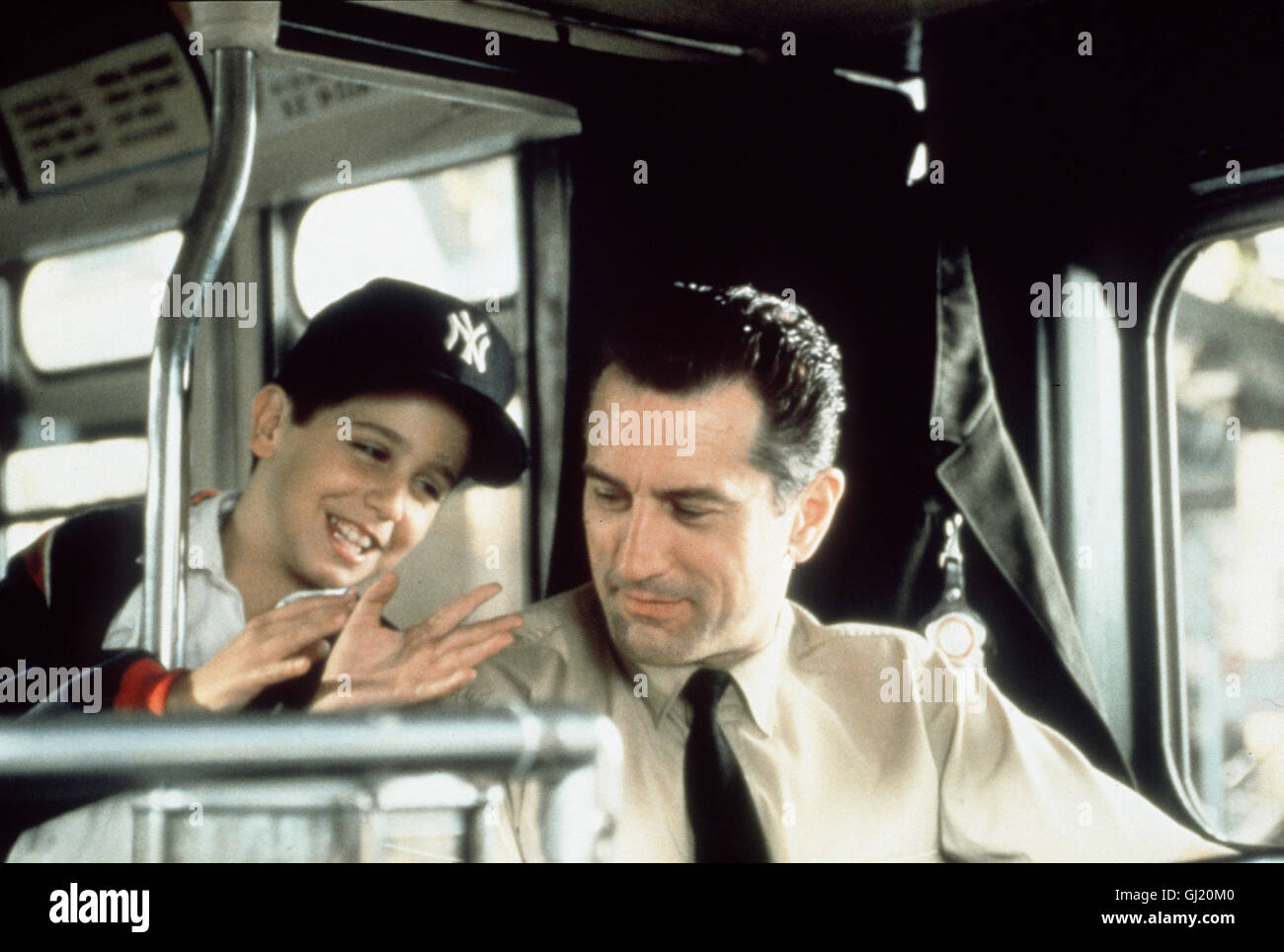 IN DEN STRASSEN DER BRONX - Szene Mit: FRANCIS CAPRA - Calogero ROBERT ...