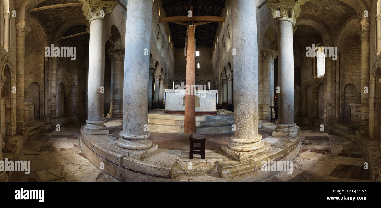 Abteikirche apsis -Fotos und -Bildmaterial in hoher Auflösung – Alamy