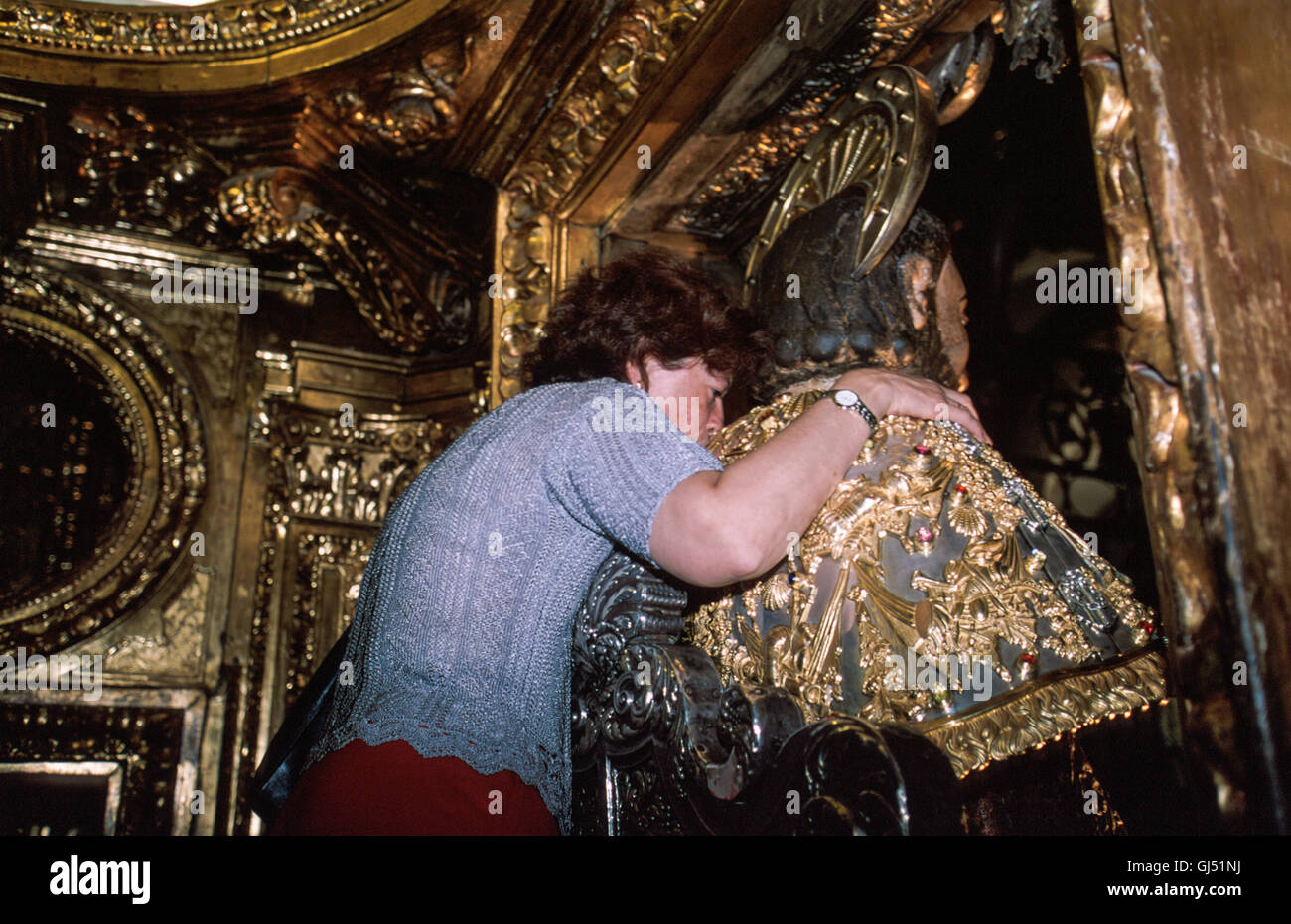 Statue von Santiago (St. James), umarmte "abrazo" durch diese spanische ...